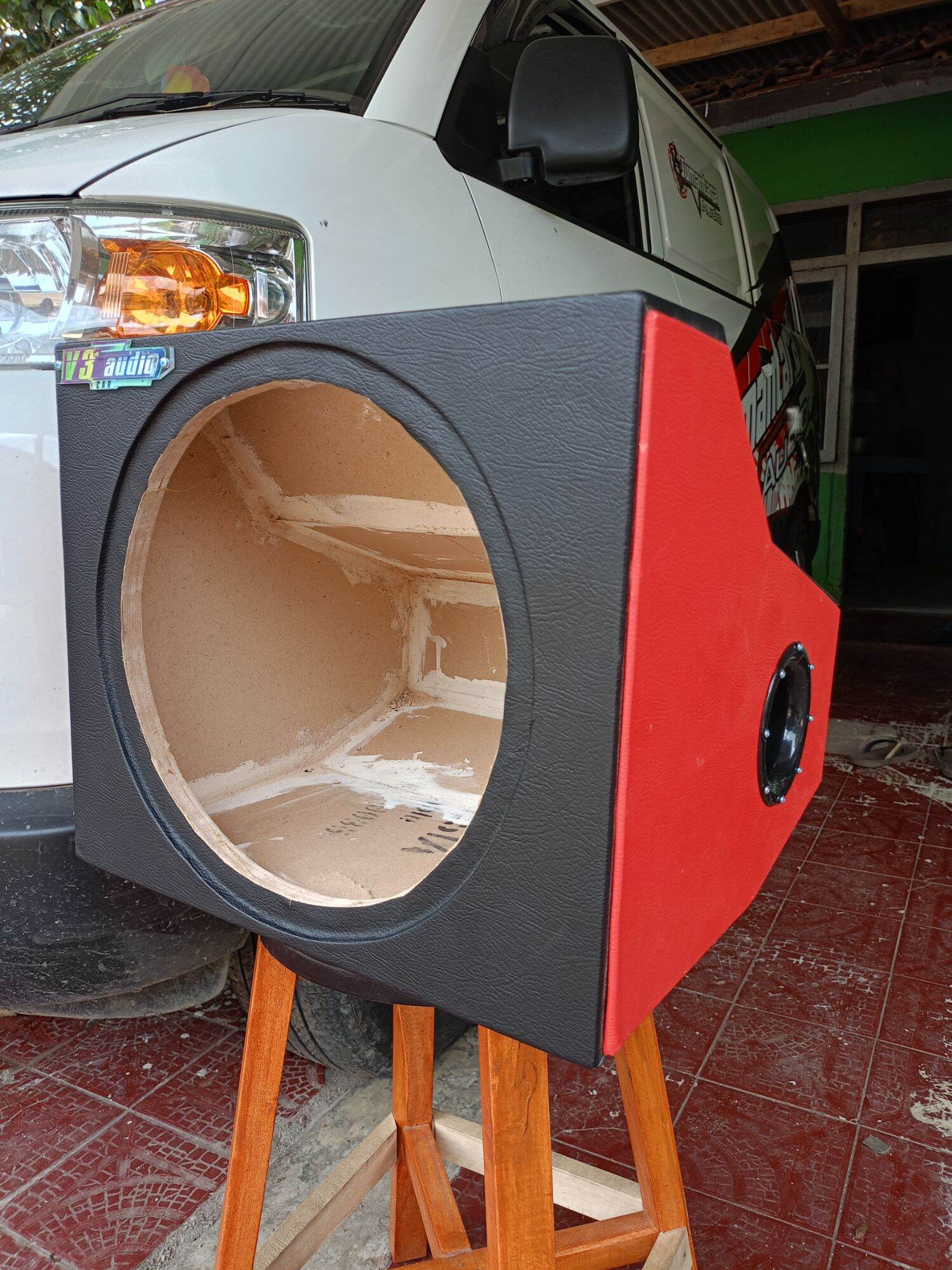 BOX SUBWOOFER 12"KHUSUS GRANMAX NEW CARY SS FUTURA SANGAT PRESISI DI ...