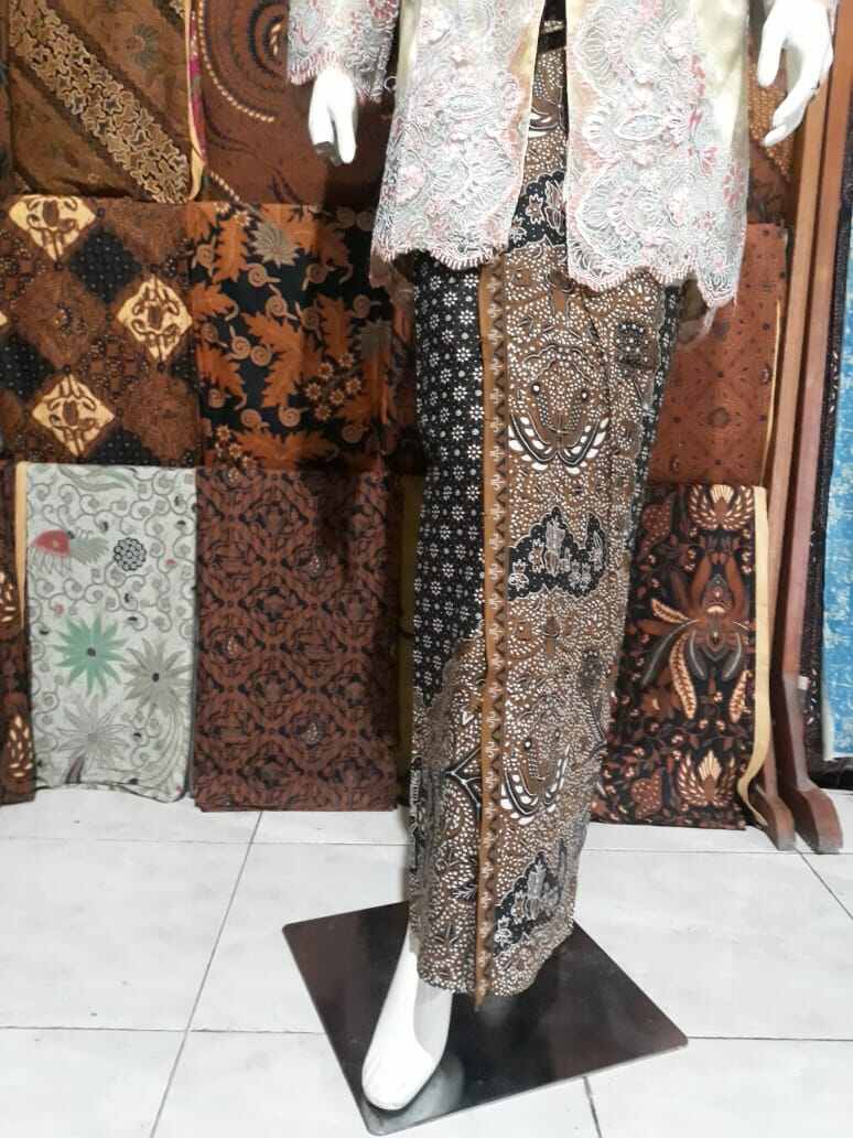 Jarik Klasik Solo Kain Panjang Truntum Tumpal Wahyu Bawahan Kebaya ...