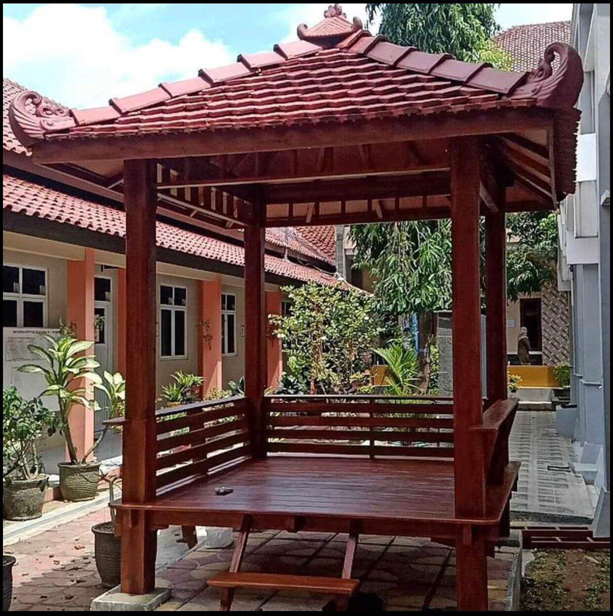Gasebo kayu kelapa atap genteng ukuran 2*2 | Lazada Indonesia