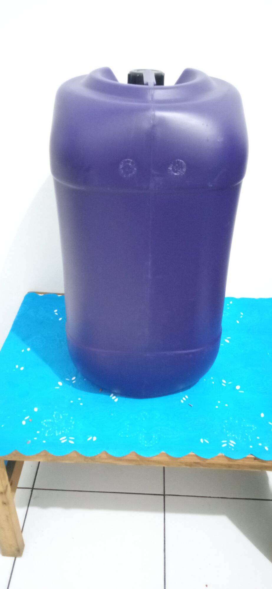 Jerigen/jrigen/jirigen/jeligen/kompan/jiliken 35 liter second / bekas ...