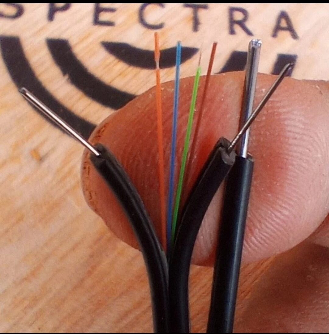 Kabel FO 400M - FTTH Dropcore 4 Core 3 Seling Fiber Optik | Lazada ...