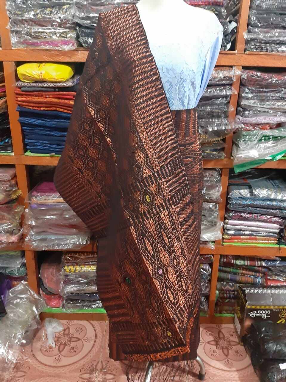 PIALA KOSONG BAHAN BENANG PURADA KOREA SONGKET BATAK TEMBAGA ULOS TORUS ...