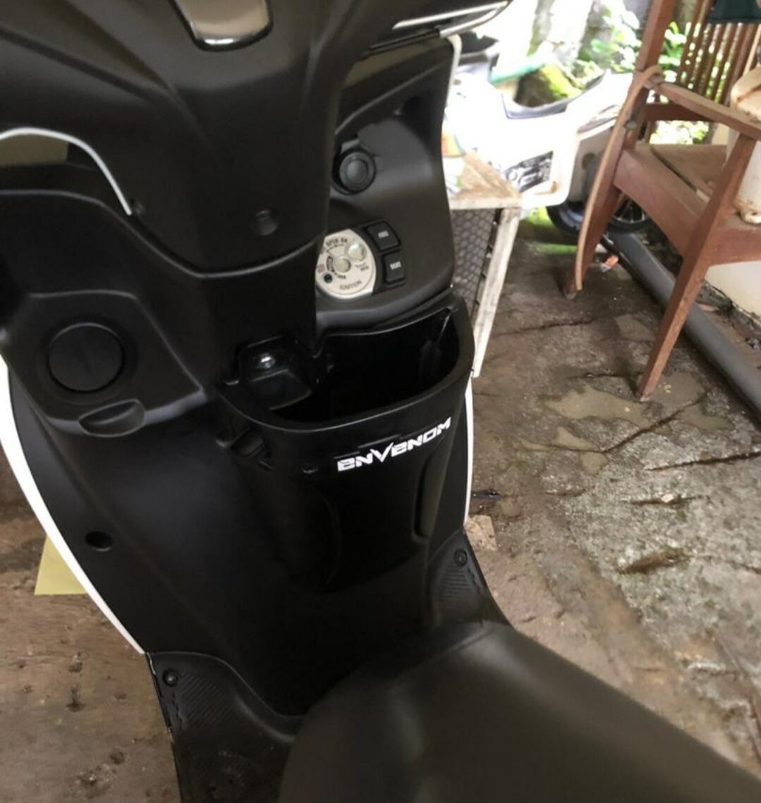 Box Bagasi Depan Yamaha Freego / Mio Gravis Merk Envenom PNP | Lazada ...