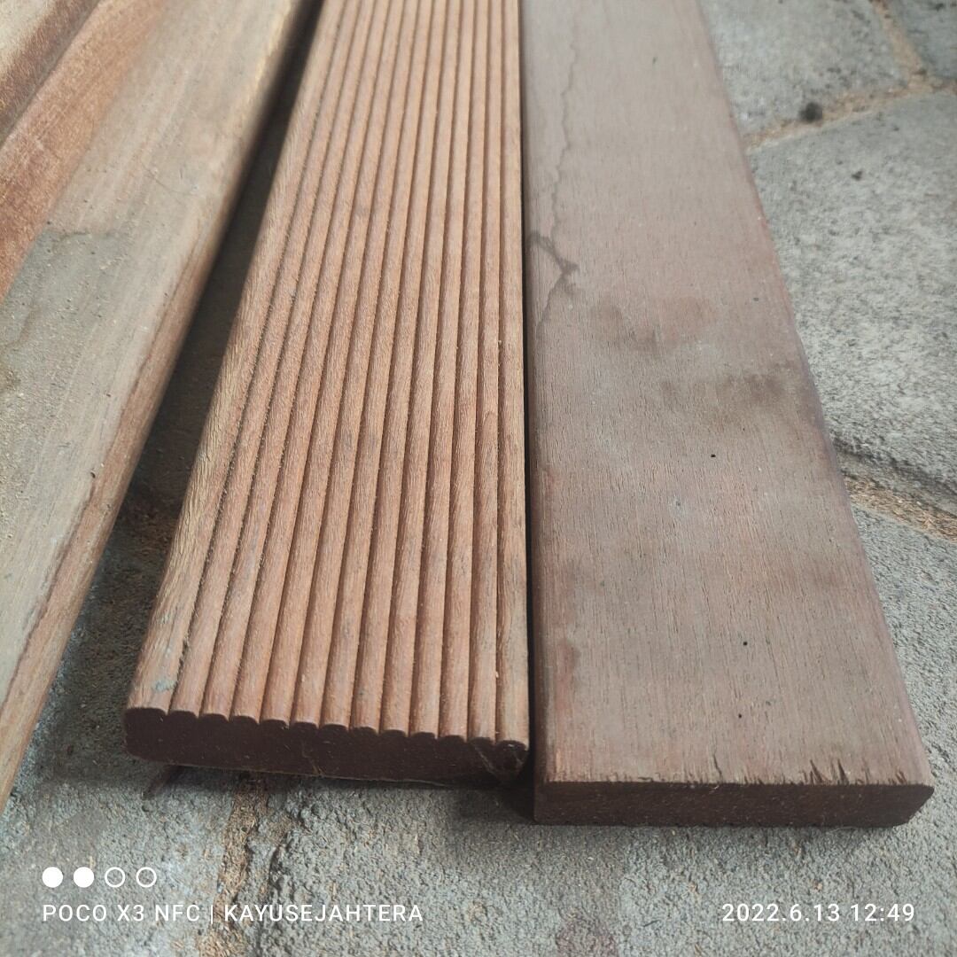 Papan Partisi Pagar Lantai Kayu Decking Bengkirai 2 x 7 x 200 cm ...