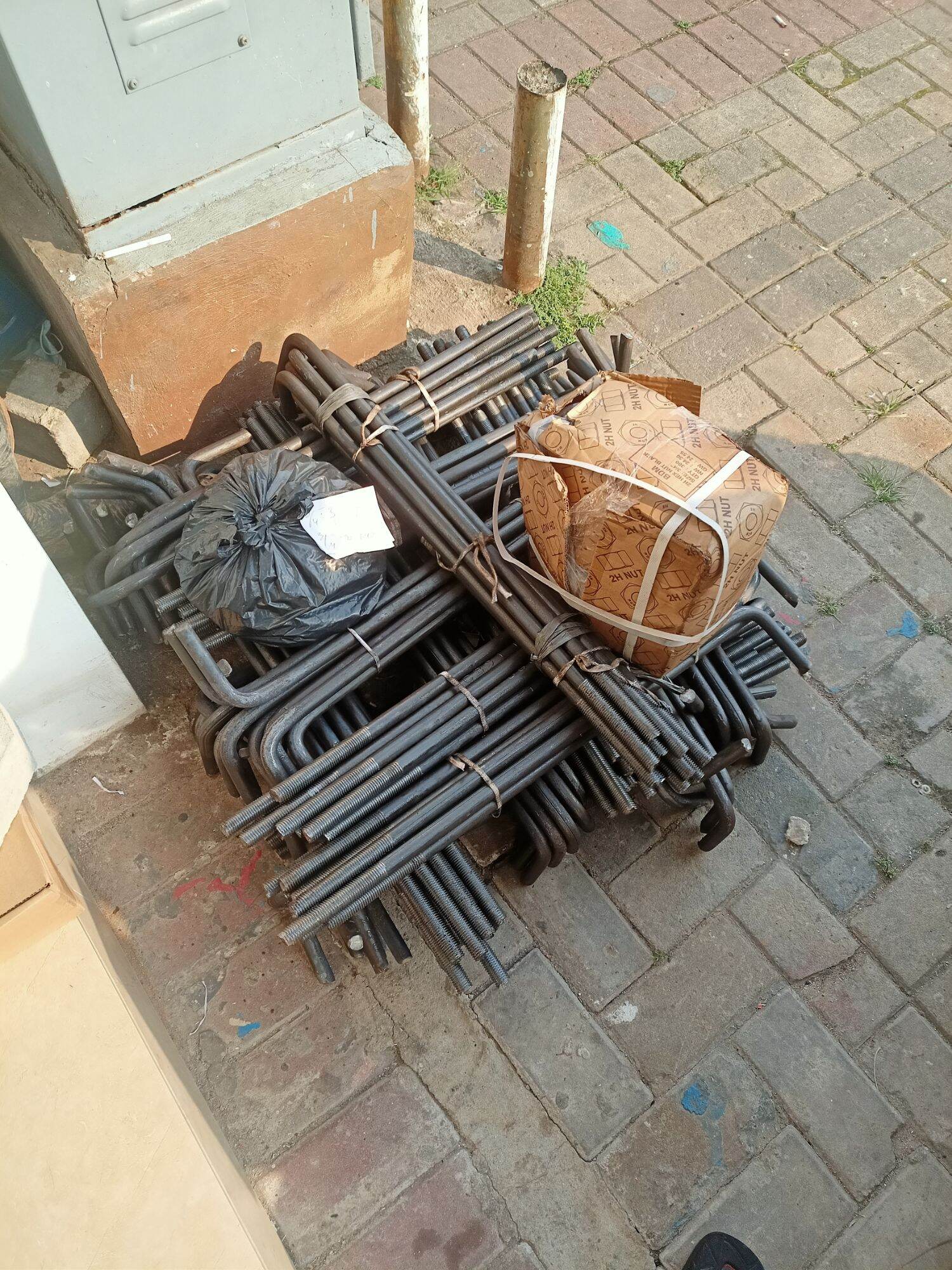 besi angkur L besi beton 3/4 inch(19mm) x 60 x 10 include 2 mur + 1 ...