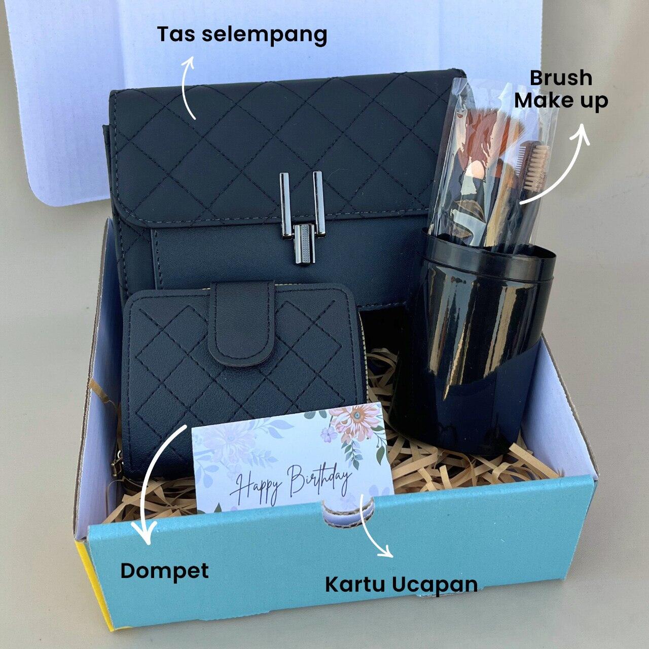 RG3 KADO CEWEK KADO ULANG TAHUN HAMPERS ULANG TAHUN KADO LUCU KADO ...