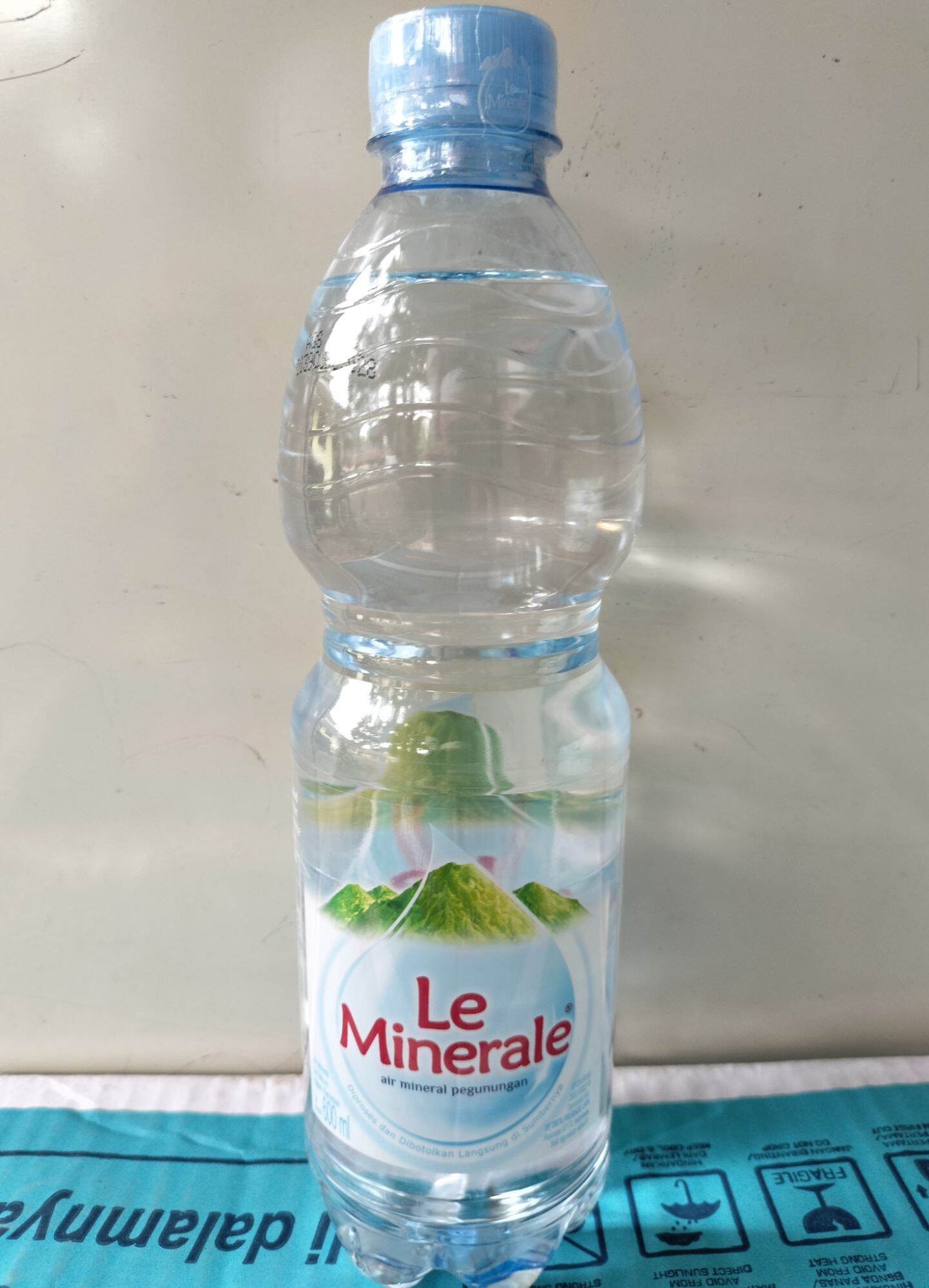 Le Minerale 600 ML 5 botol- Air Mineral Leminerale Tanggung | Lazada ...