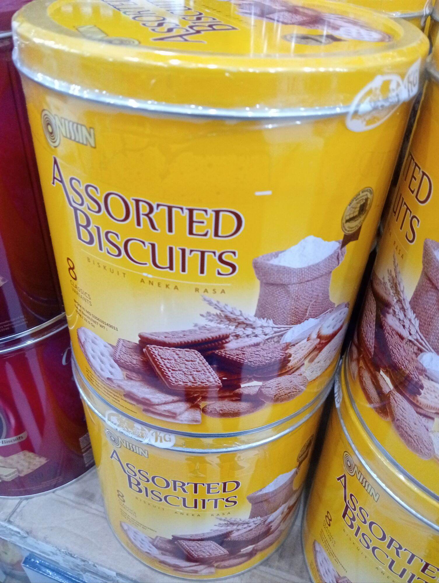 NISSIN Assorted Biscuits Yellow Bulat Kaleng 650g | Lazada Indonesia
