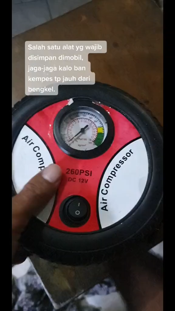 Kompresor Portable Mobil Mini 260psi 12V Colok Ke Lighter Pompa Mobil ...