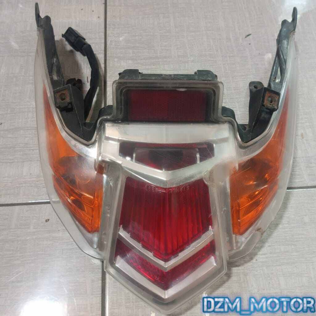 stoplamp assy lampu belakang yamaha xeon lama original copotan | Lazada ...