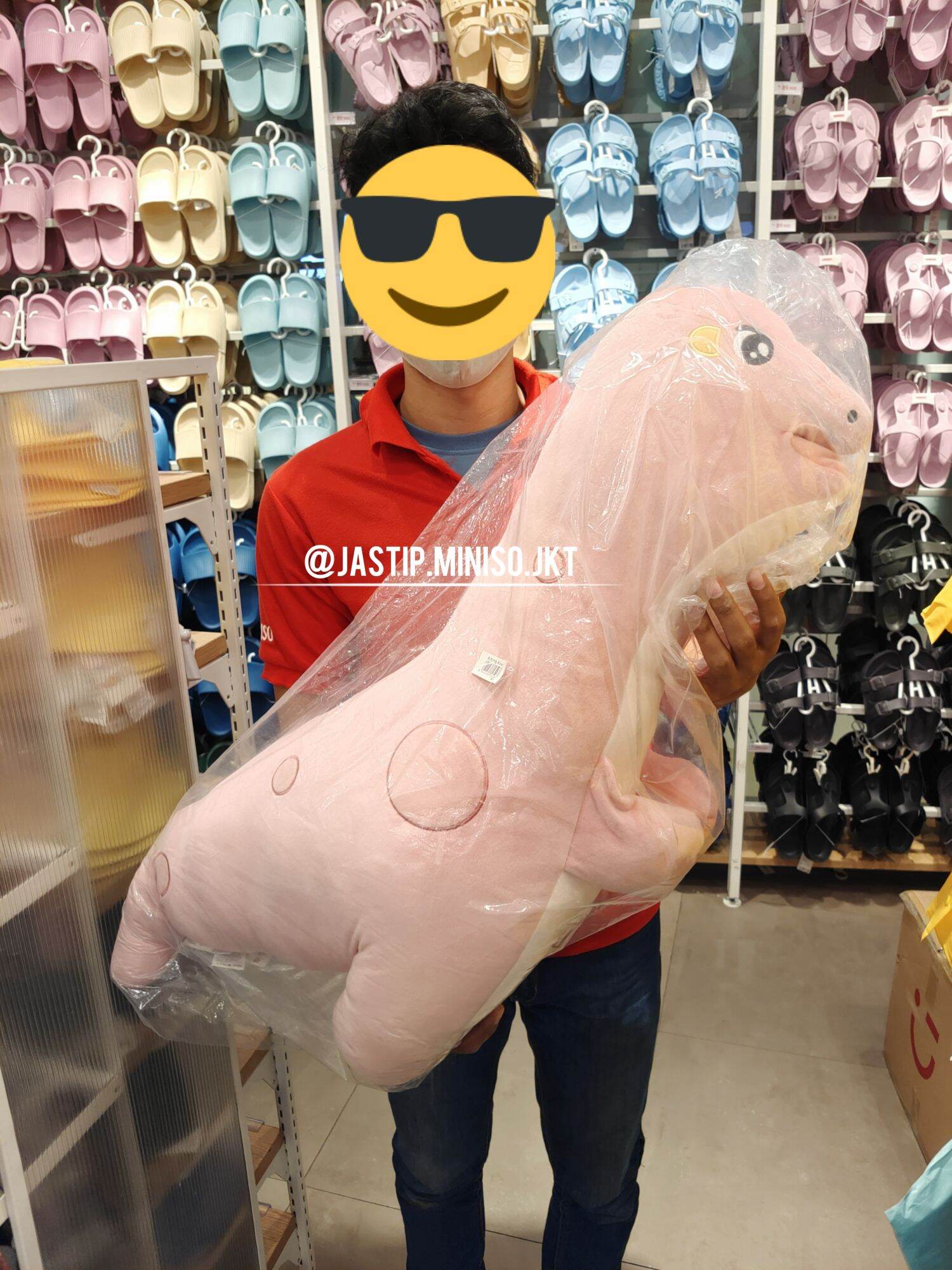 MINISO 🆕 Boneka Dino PINK JUMBO (sz.80cm) | Lazada Indonesia