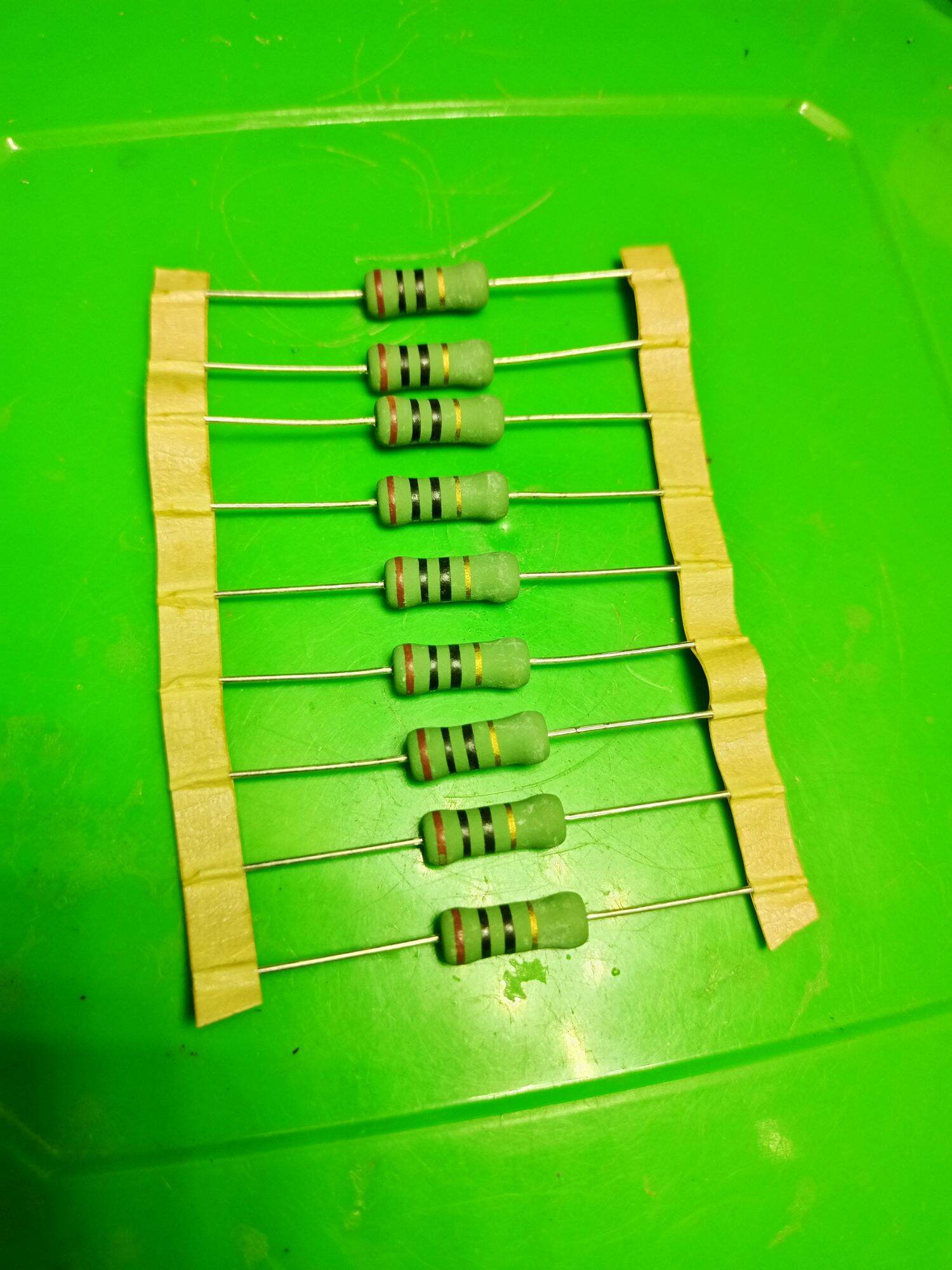 Resistor 10 Ohm/3 Watt karbon Japan | Lazada Indonesia