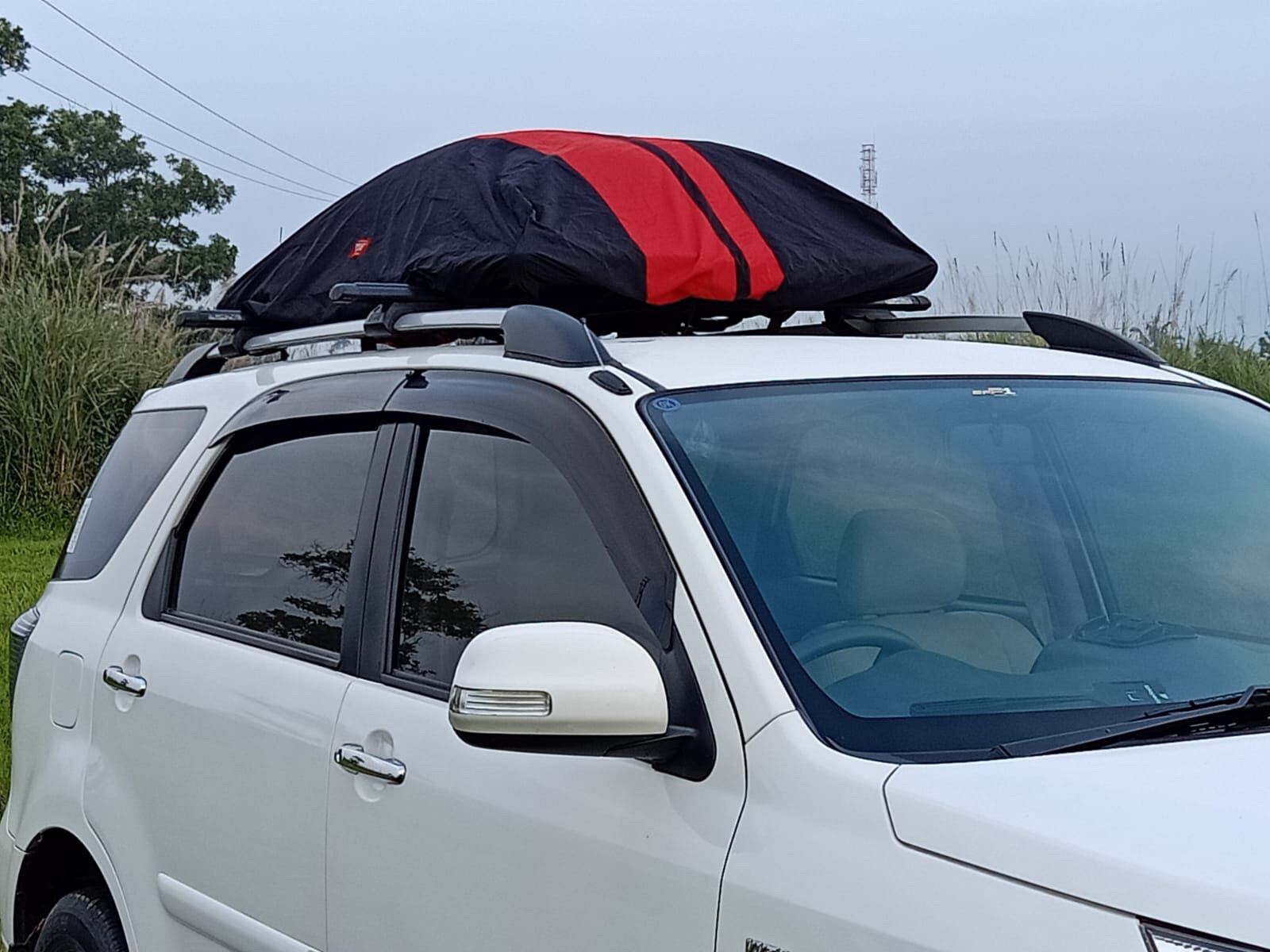 Roof Rack Cover Tole Penutup Rak Bagasi Atas Mobil Waterproof | Lazada ...