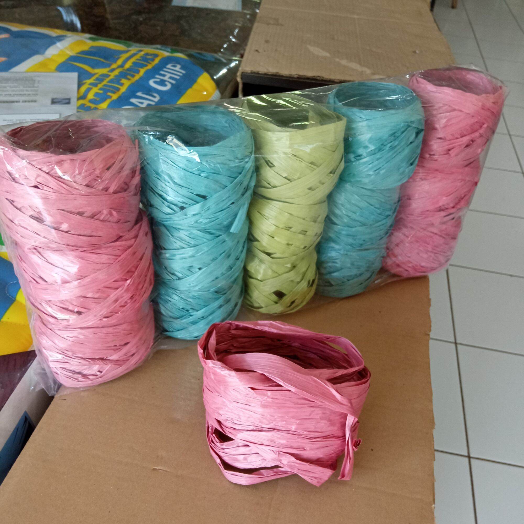 Tali / Tali Rafia kecil / Tali plastik /Tali Rapia Harga per roll ...