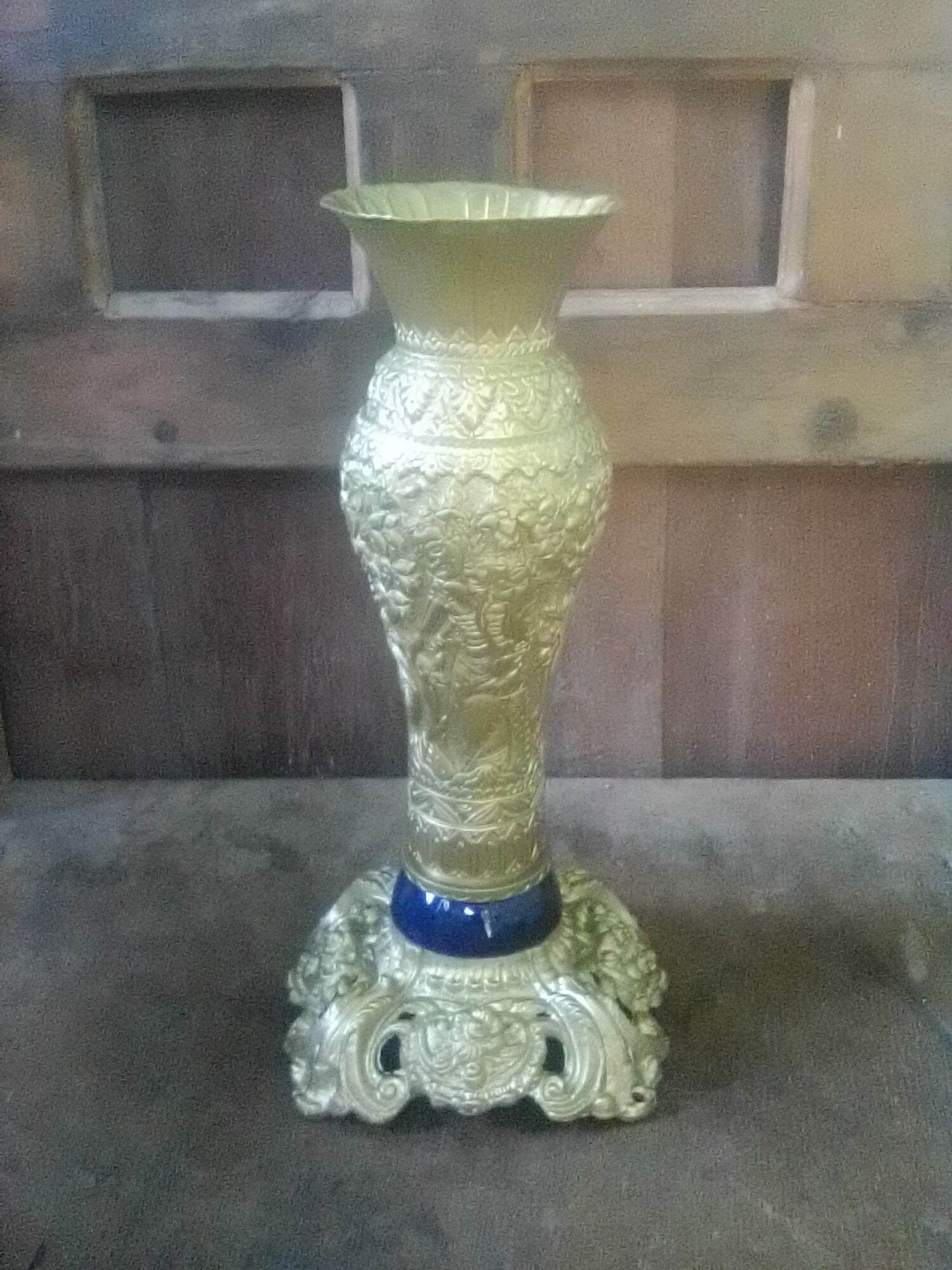 Vas Bunga Antik Kuningan Motif Wayang Barang Unik Langka | Lazada Indonesia
