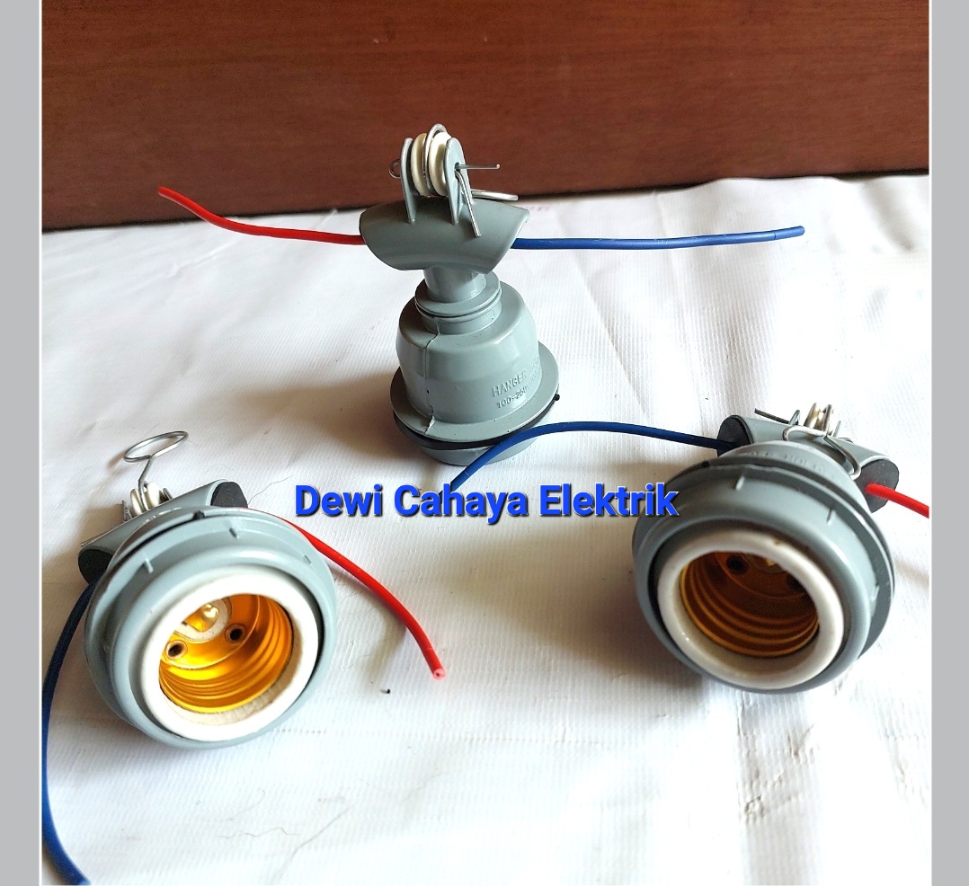 Fittinng Gantung Keramik E27 Body Besi - Fitting WD E27 Keramik ...