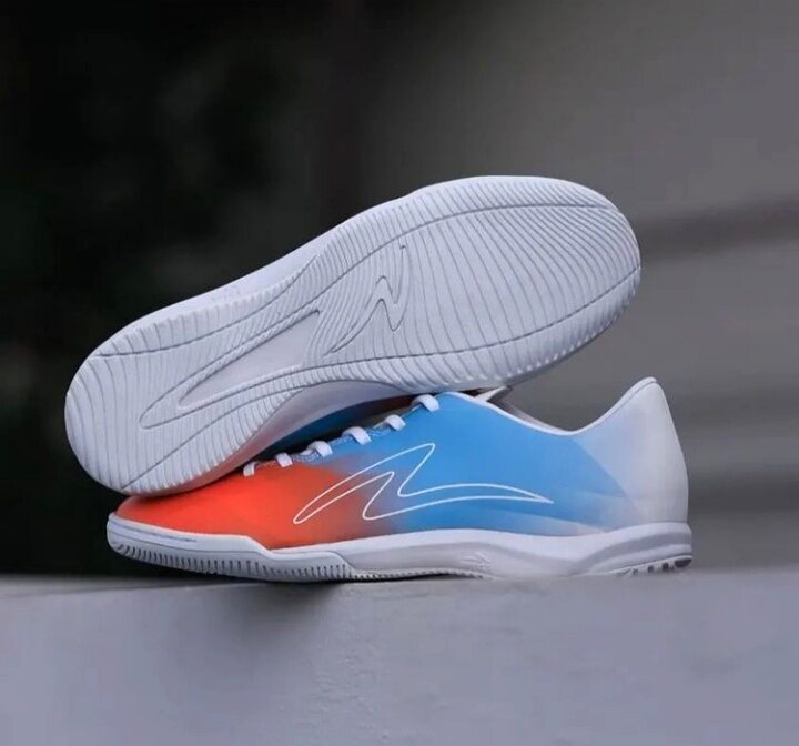 Sepatu Futsal Specs Hypersonic | Lazada Indonesia