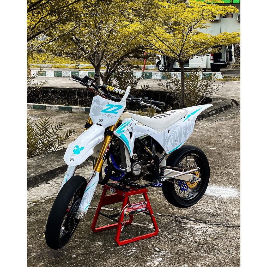 Dekal Sticker Klx gordon lis putih biru muda glosi keren berkualitas ...