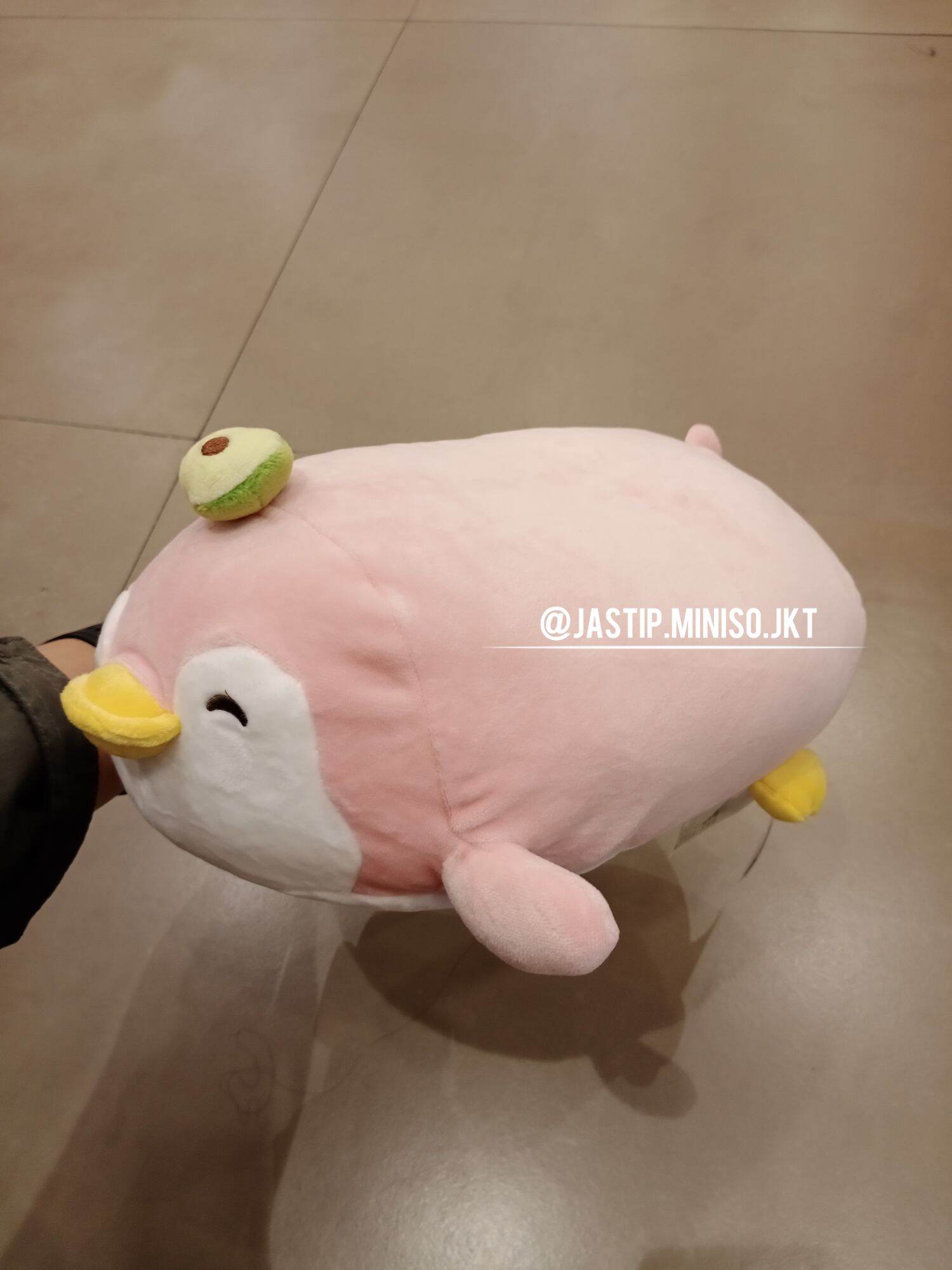 MINISO 🆕 Boneka Penguin Avocado / Banana (sz.30cm) | Lazada Indonesia