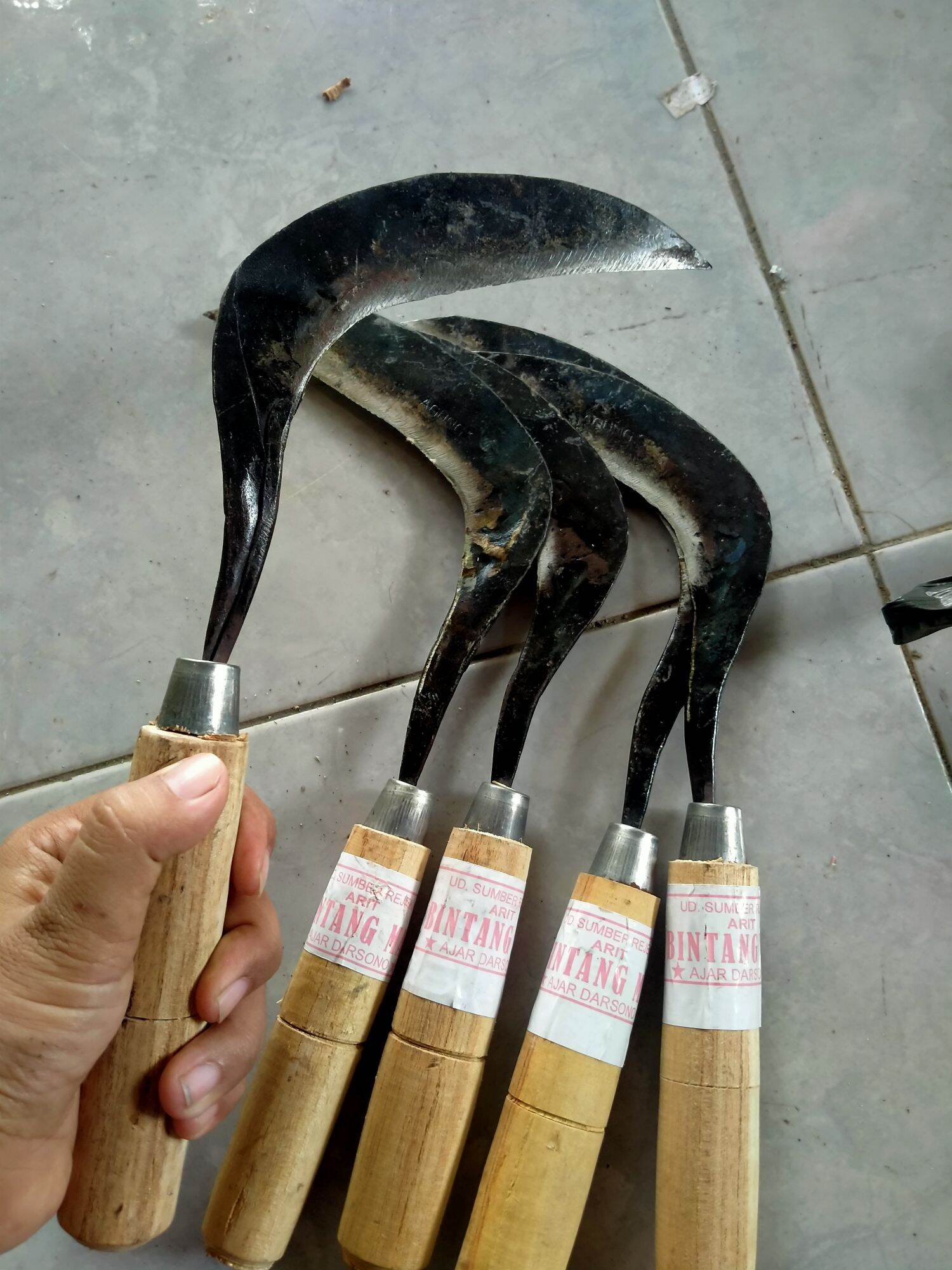 arit rumput,,bisa buat panen padi. | Lazada Indonesia