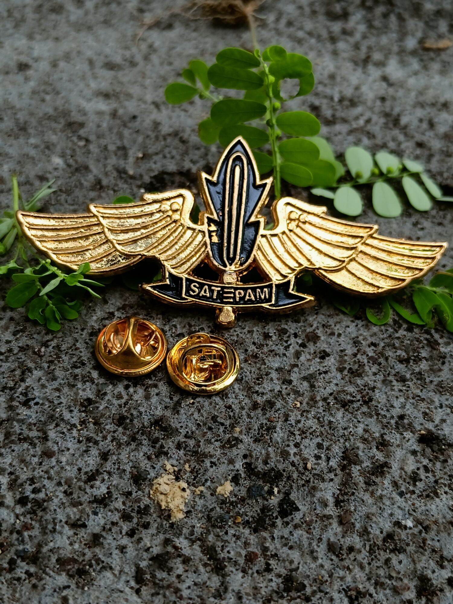 lencana wing satpam cor | Lazada Indonesia