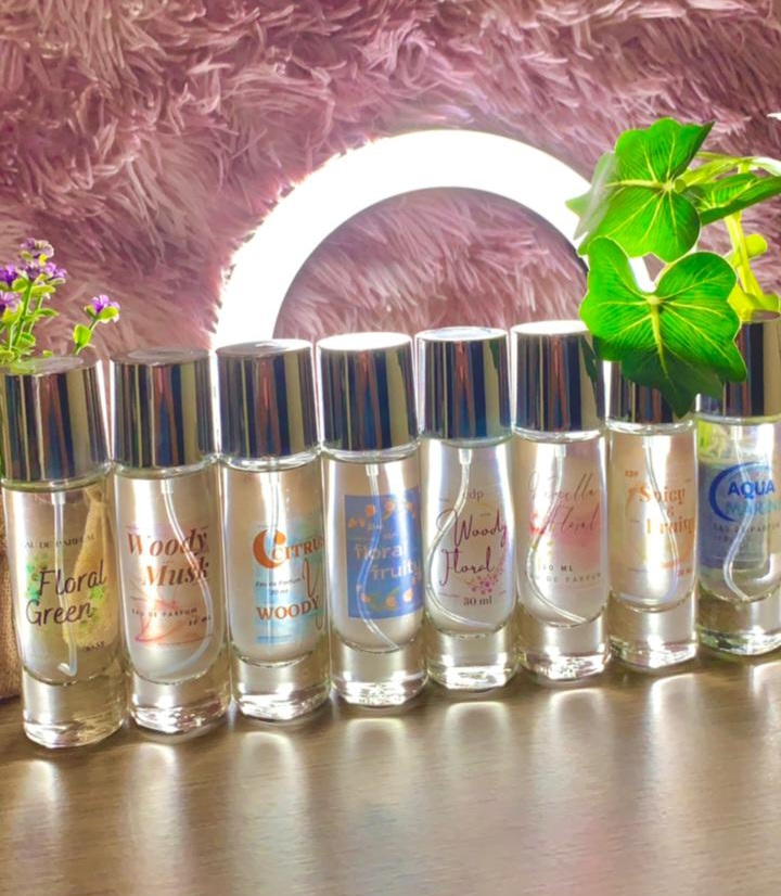 PAKET TESTER PARFUM 5 ML ISI 5 VARIAN AROMA EDP | Lazada Indonesia