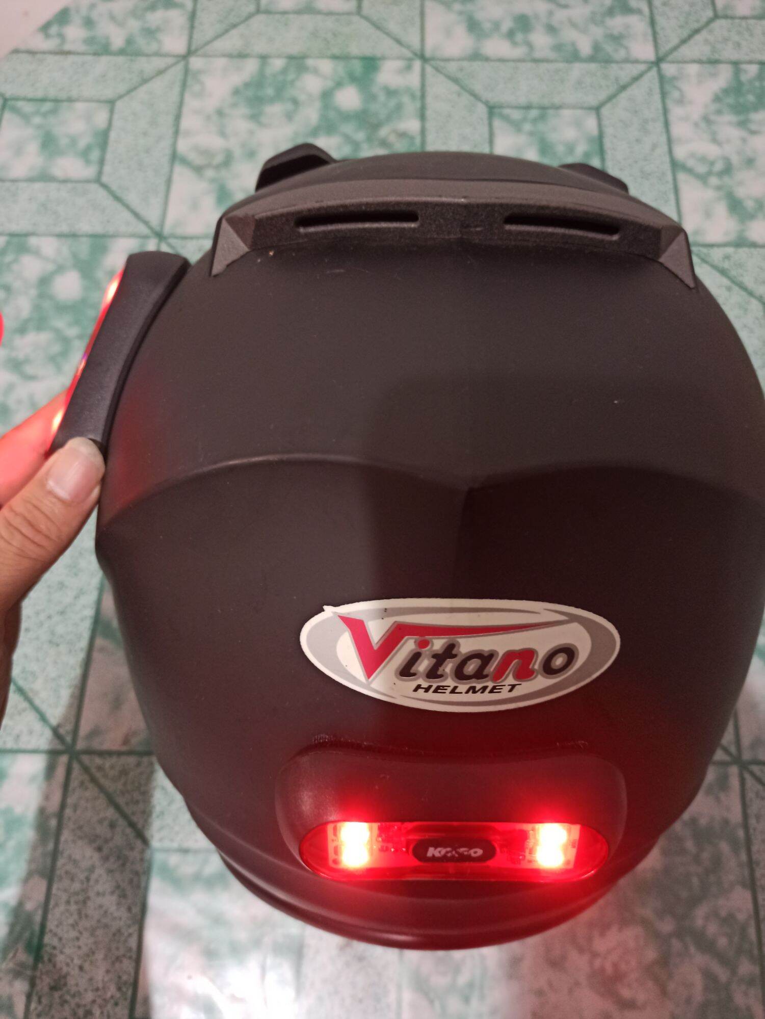 Lampu LED helm motor / safety warning light helmet / night light LED ...