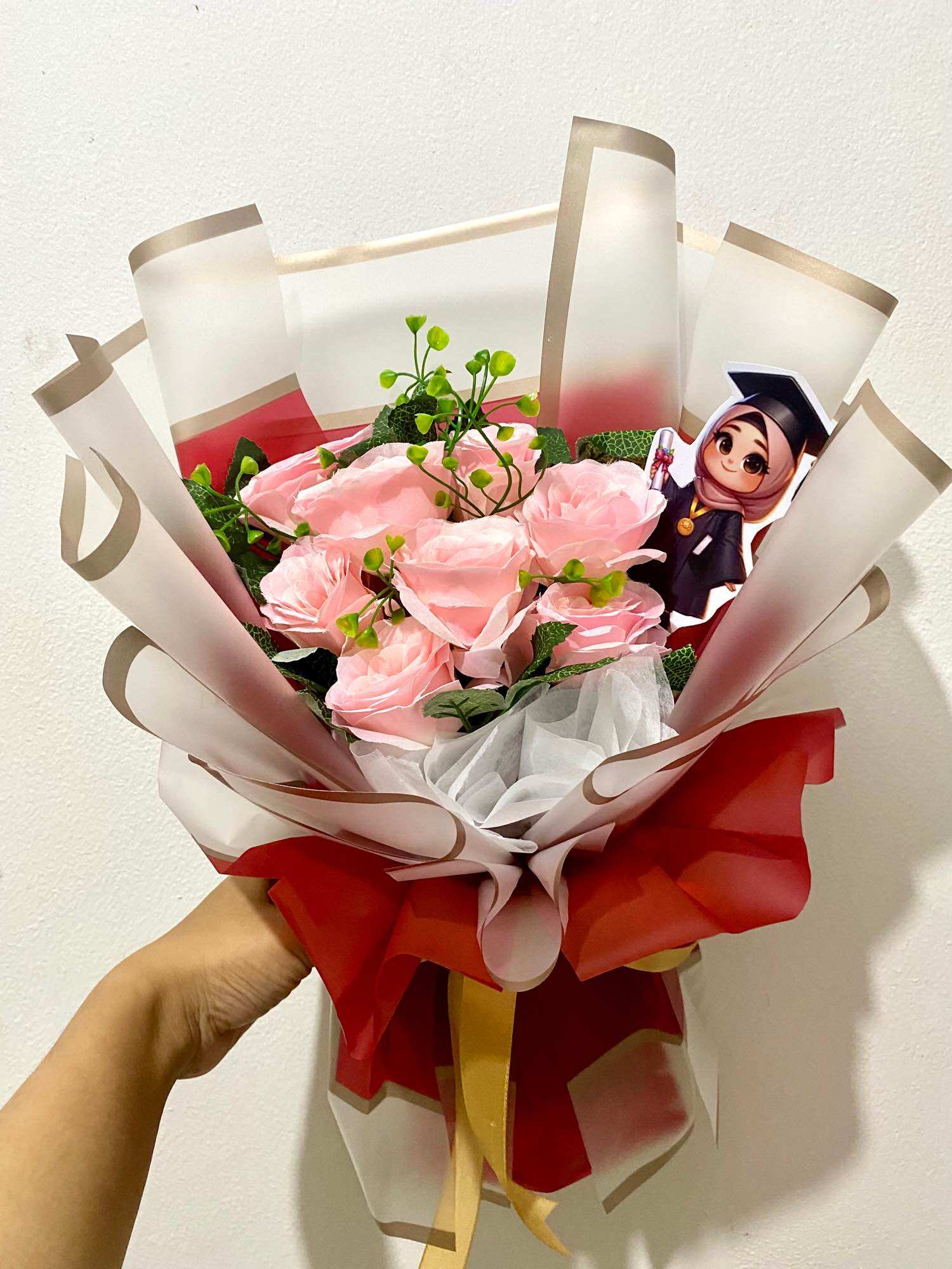 (Bisa COD )Bucket bunga cantik dan mewah / bucket wisuda / bucket guru ...