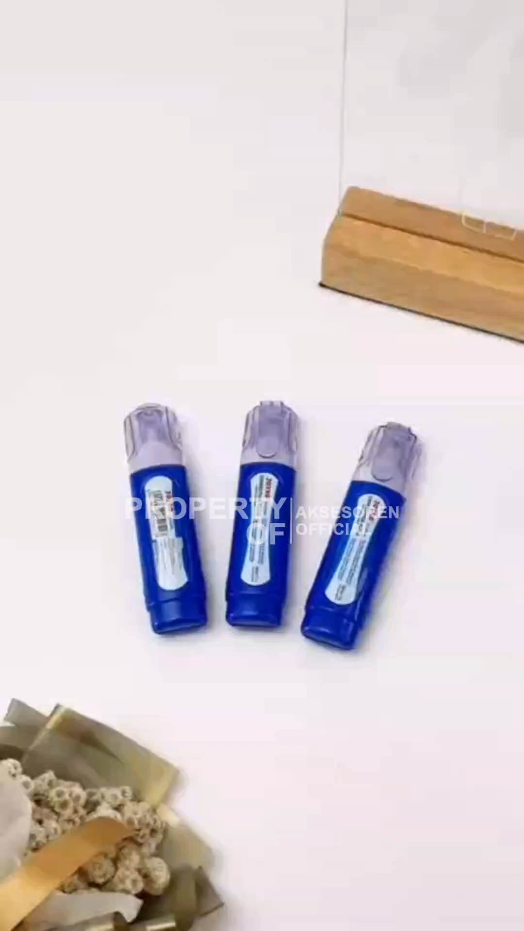 Tipe X Fluid Joyko [CF-S209A/12 pcs] / tipe x cair Penghapus Pulpen ...
