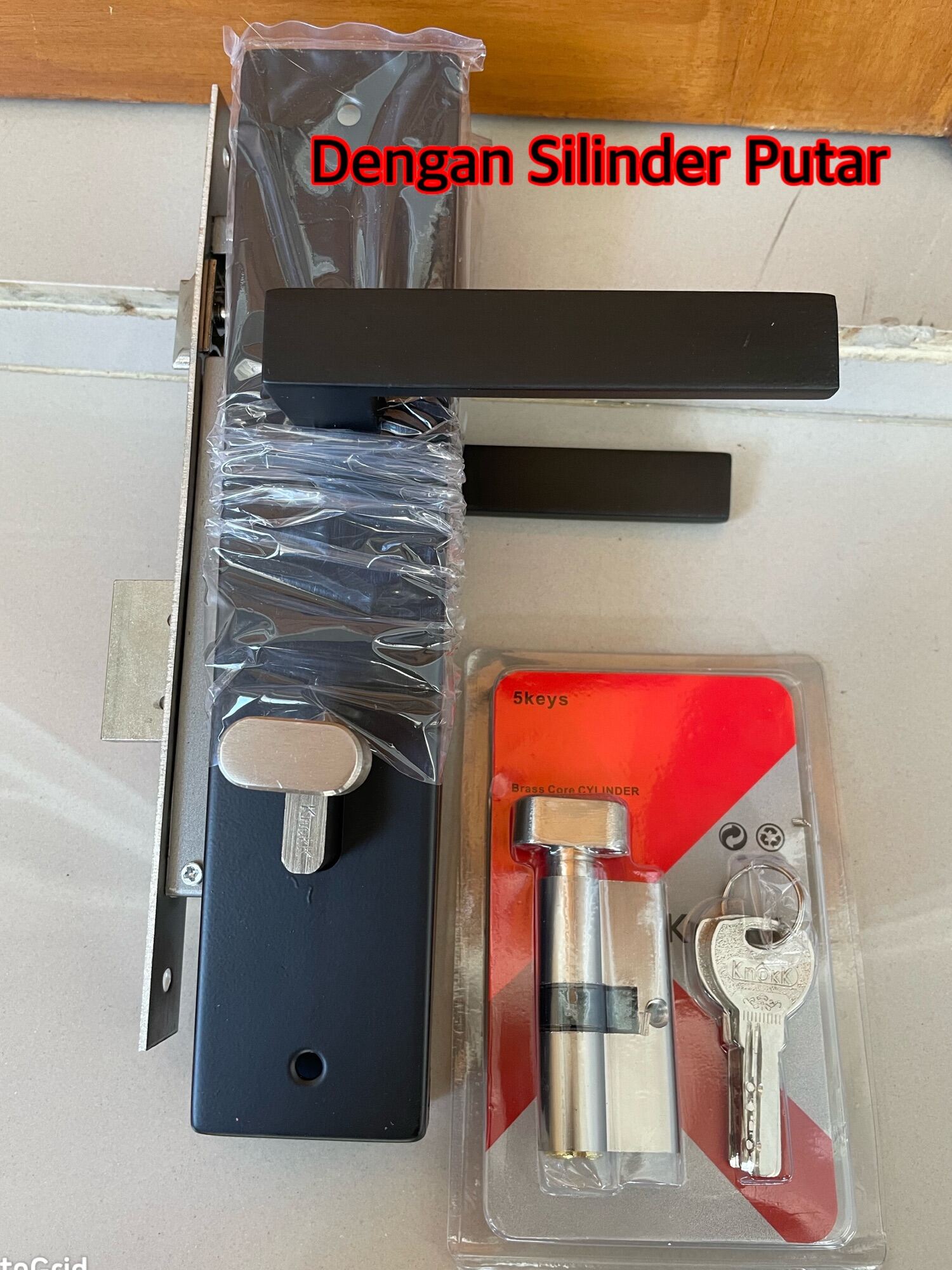 Kunci Pintu Rumah Hitam Black + Knop Putar Set Roses pintu knop rossete ...