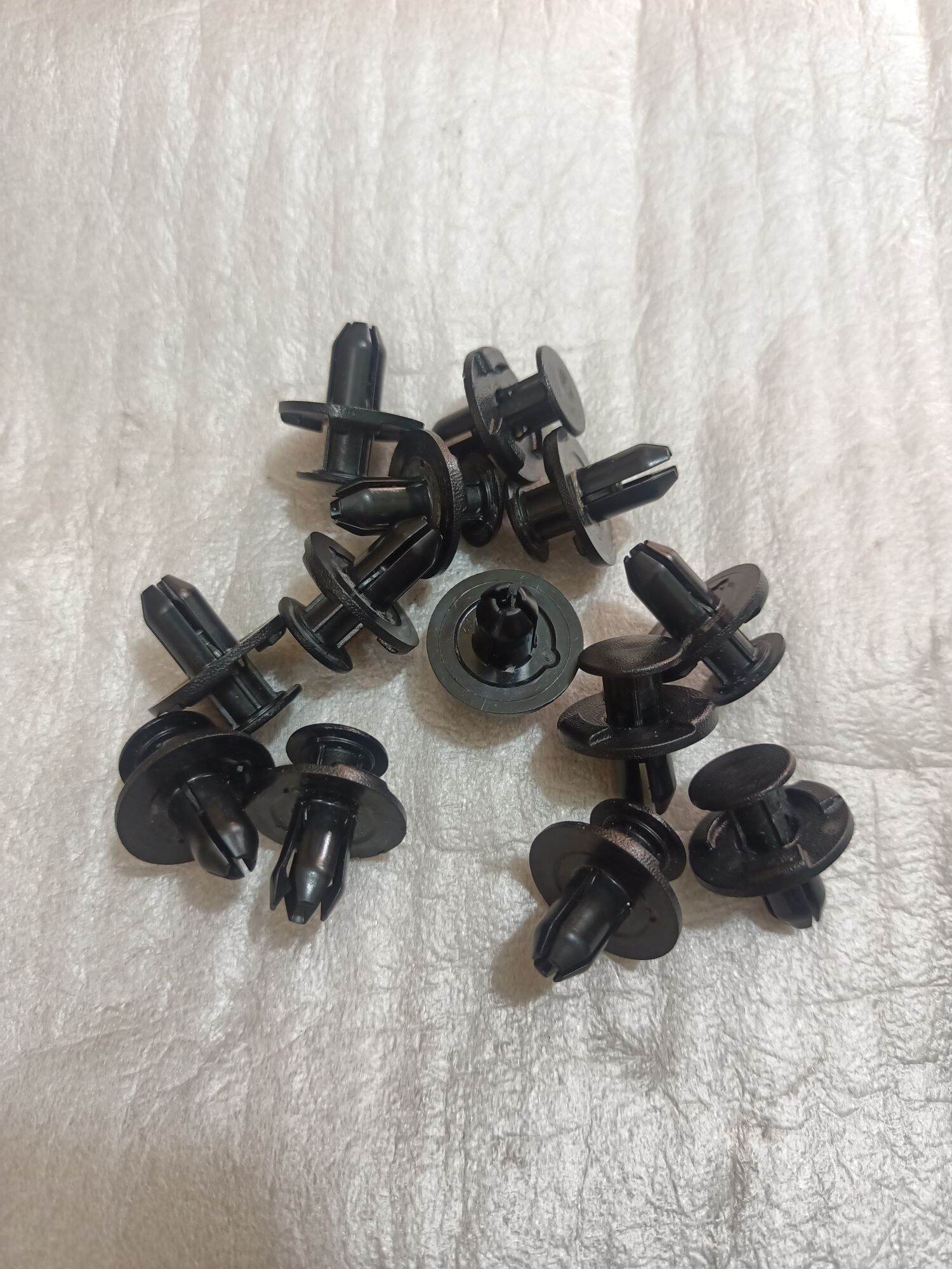 Kancing klip clip cengkeh bumper liner fender grill Avanza Xenia ...