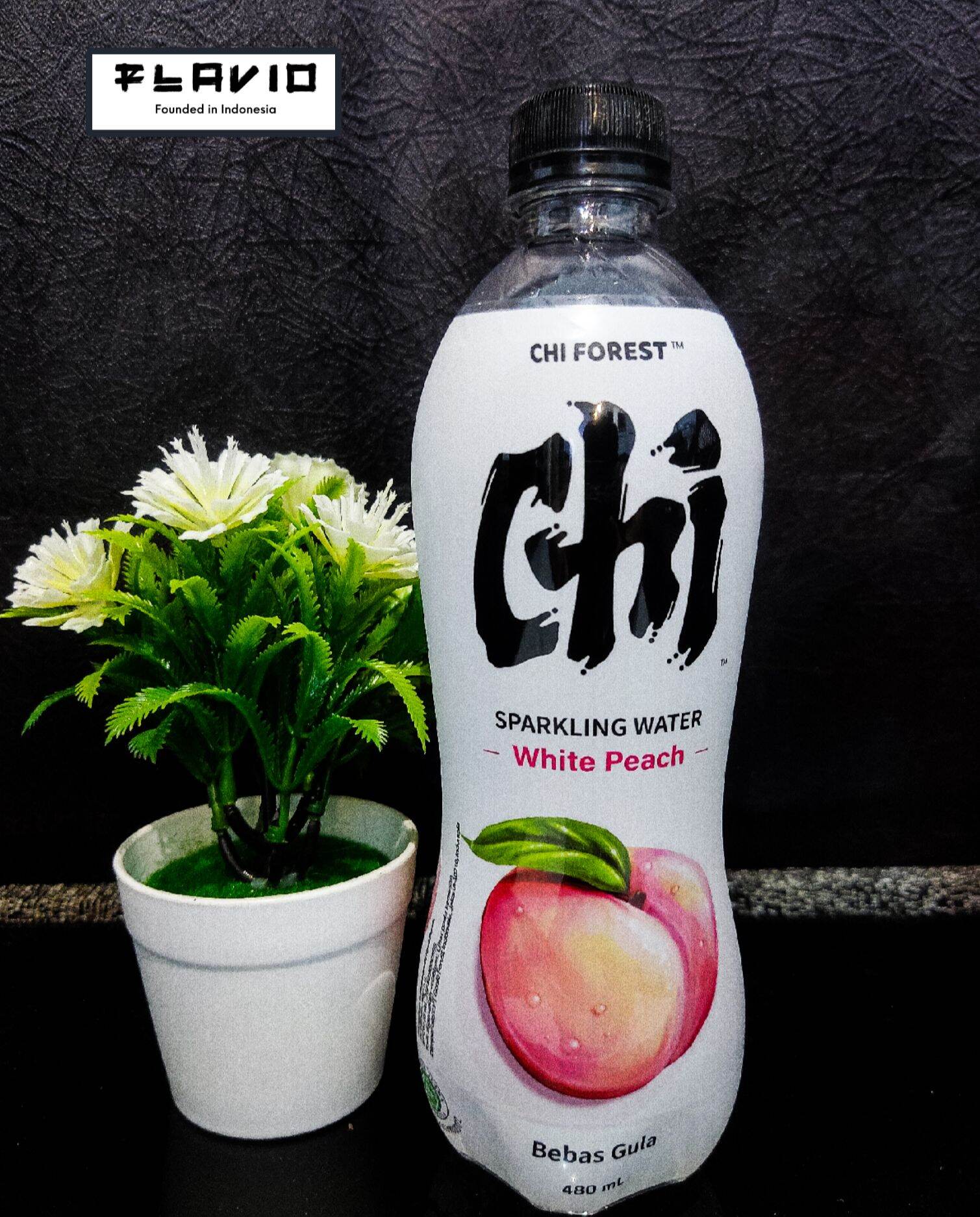 Minuman Soda Bebas Gula Lychee & Peach Chi Forest Sparkling Water | Lazada Indonesia