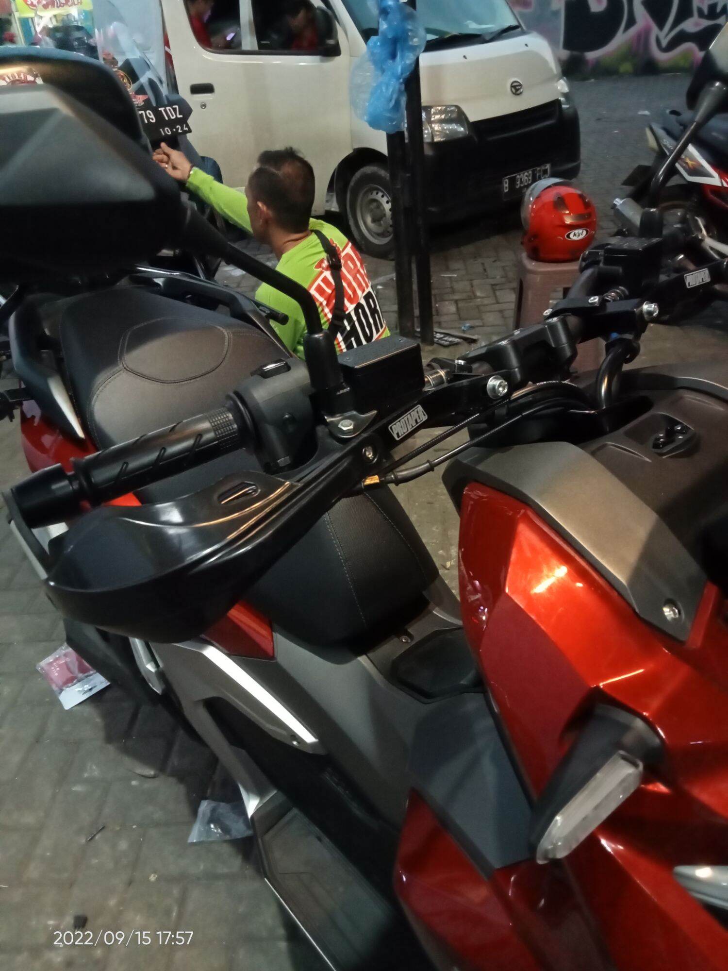 Handguard Daun Pelindung Tangan Honda ADV 160 Protaper | Lazada Indonesia