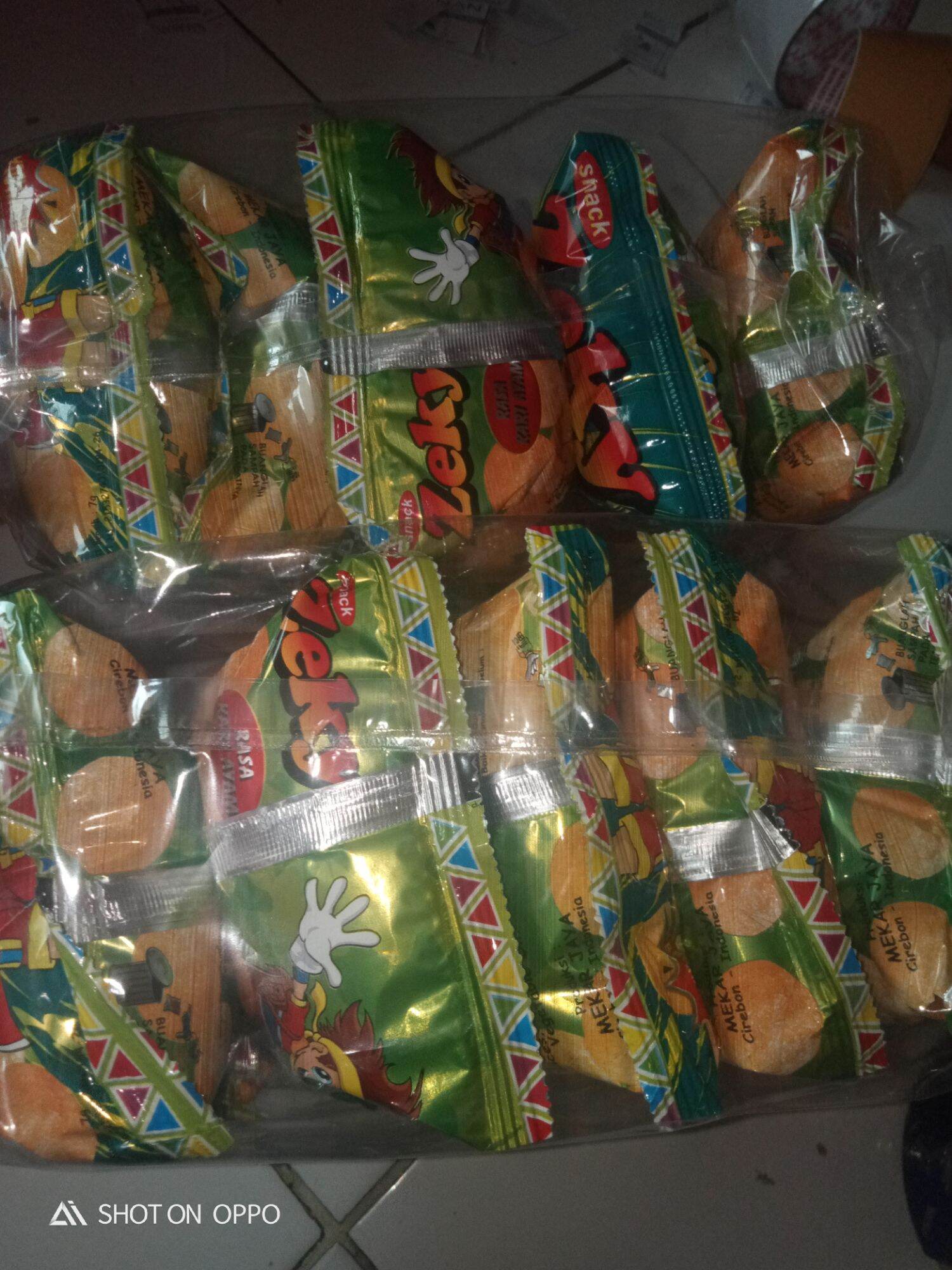 2 pak Chiki zeki isi 20 barhadiah | Lazada Indonesia