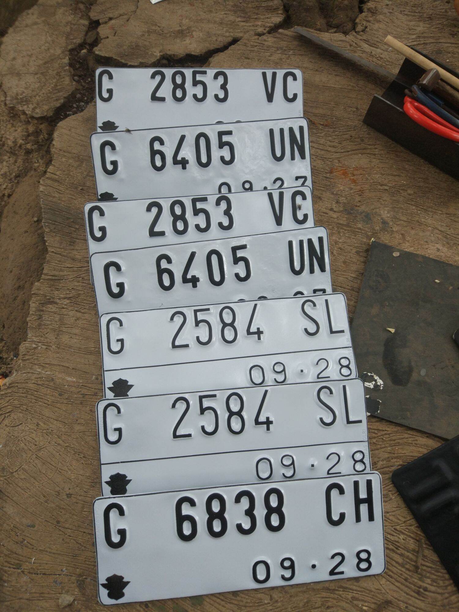 PLAT NOMOR PUTIH MOTOR/PLAT NOMOR PUTIH SEPASANG/PLAT NOMOR PUTIH ...