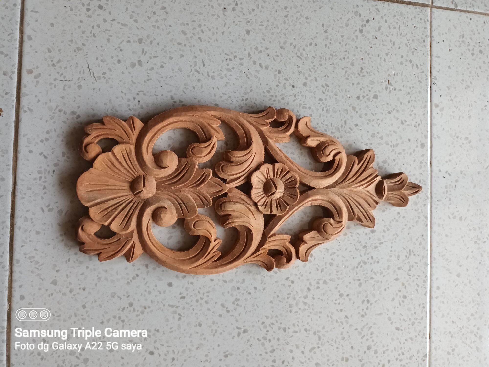 Ukiran Kayi Ornamen Ukir Ukir Loster Roster Kusen Pintu Tempel bofen ...