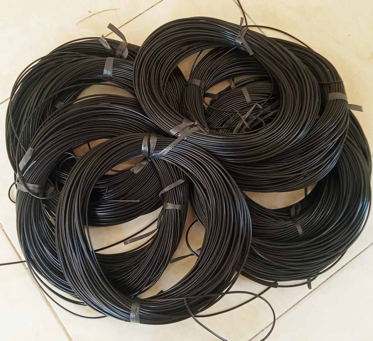 Selang Piping Diameter lubang 2,6mm panjang 60m Selang Rotan Untuk List ...