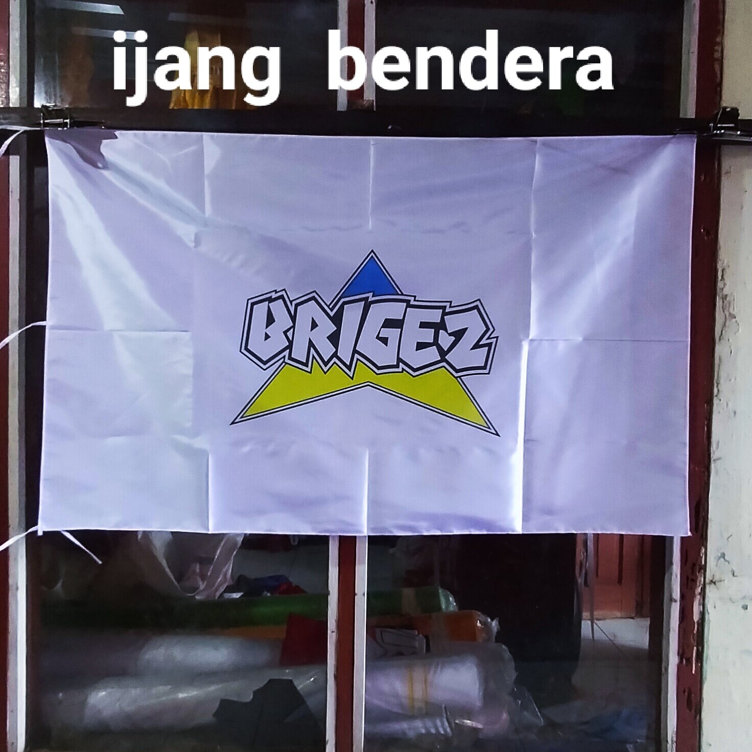 BENDERA BRIGEZ PUTIH LOGO BIRU KUNING 85CM X 55CM | Lazada Indonesia