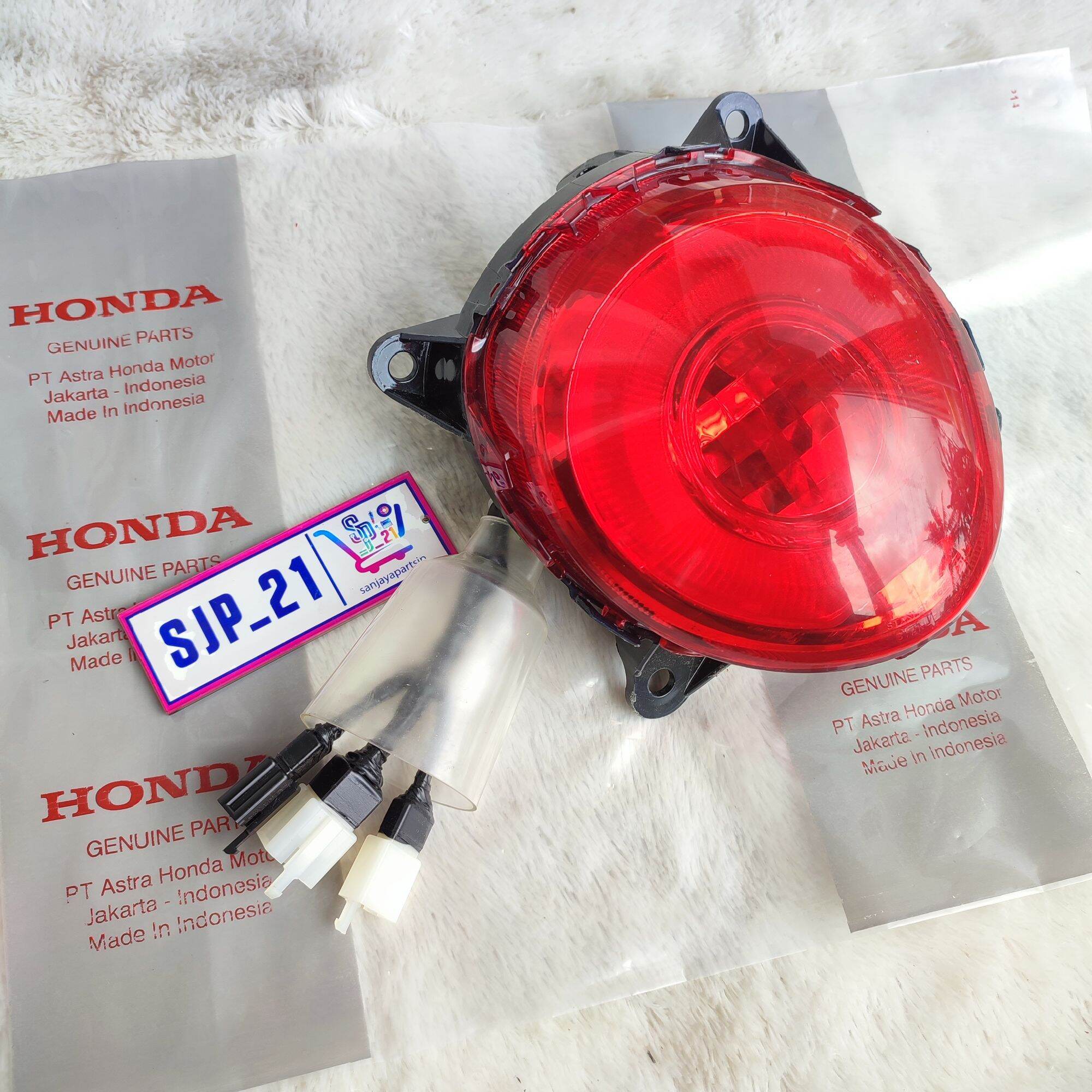 cover tail sambungan body belakang honda scoopy kode part k2f original ...