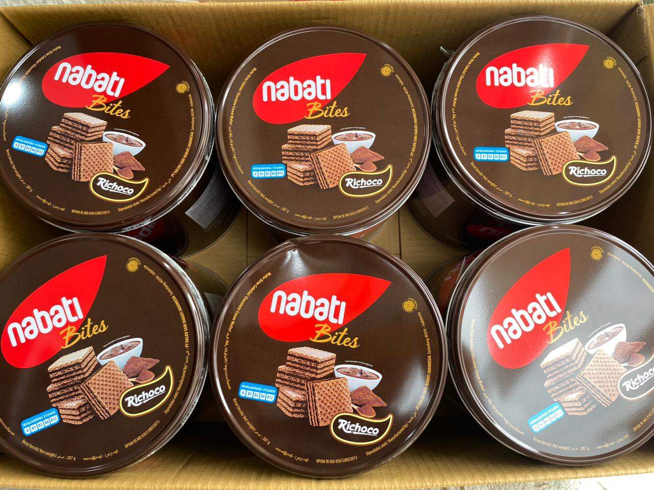 NABATI coklat wafer kaleng 1 dus isi 6 | Lazada Indonesia