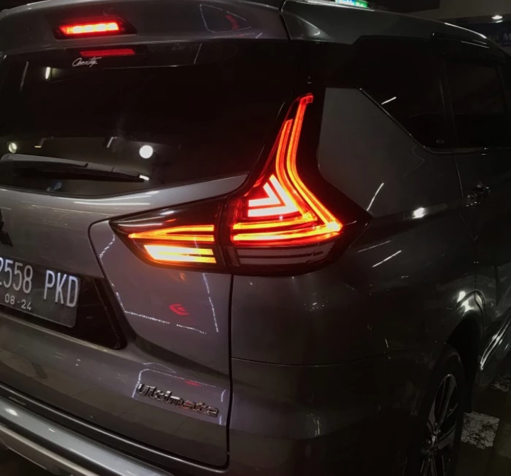 Stoplamp Mitsubishi Xpander Led Bar.Lampu Custom Stoplamp Xpander Led ...