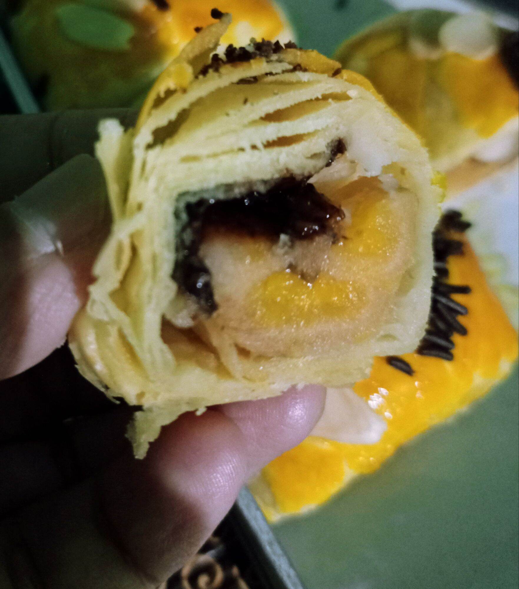 Bolen piscok dan rasa lainnya... | Lazada Indonesia