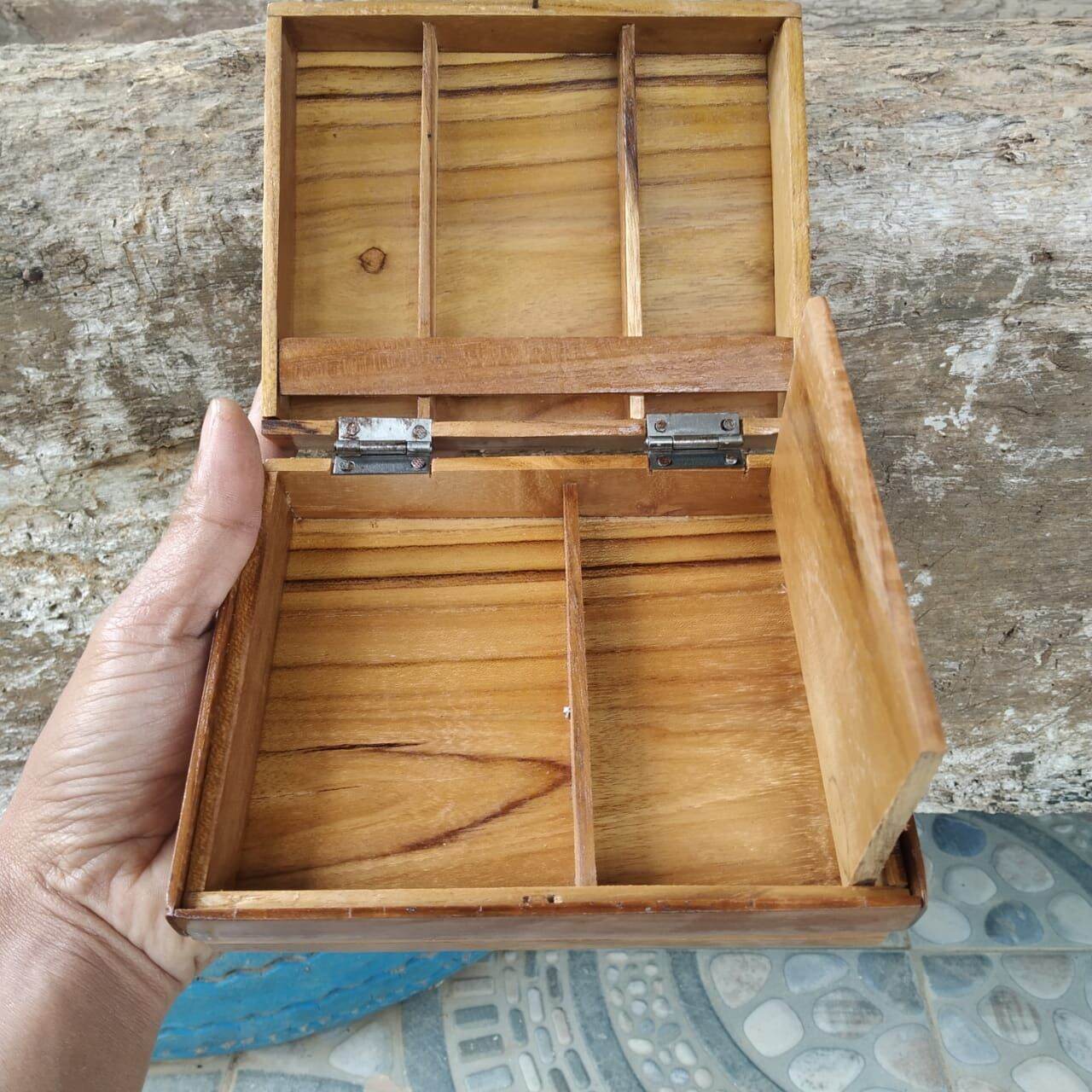 kotak tingwe natural.bahan kayu jati Jawa.design dan ukuran bisa ...