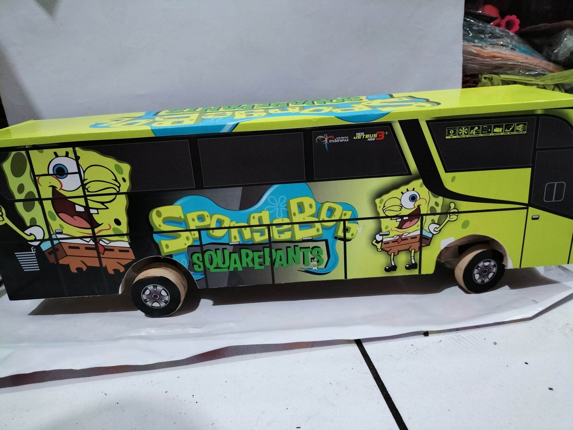 miniatur mobil bus Spongebob oleng | Lazada Indonesia
