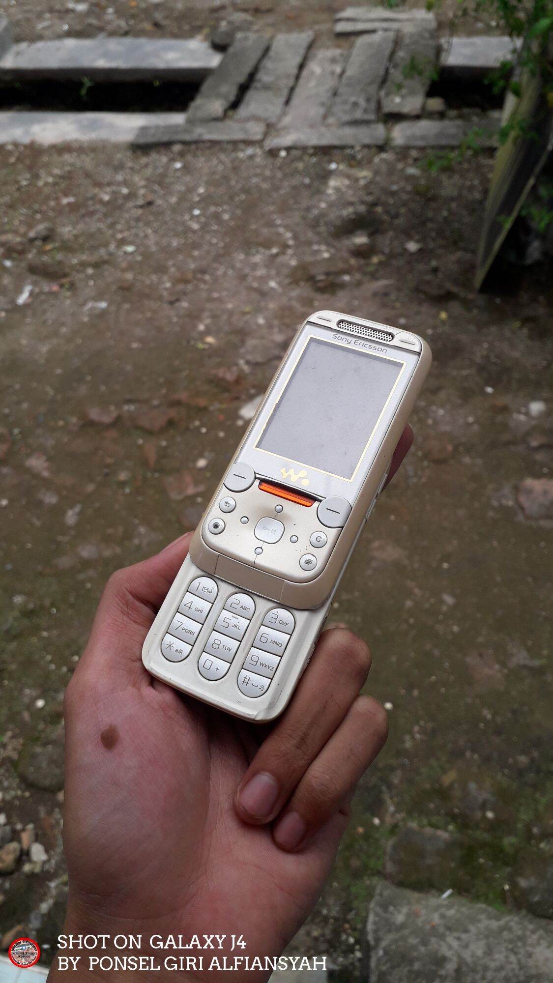 Sony Ericsson W830i Walkman | Lazada Indonesia