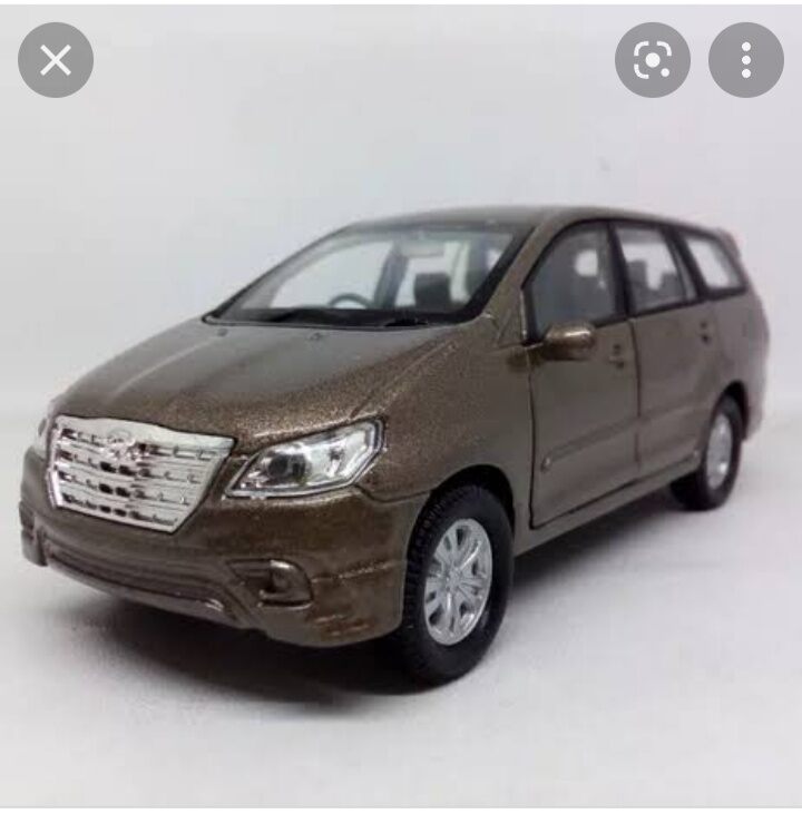 diecast Welly 1/36 mobil Toyota kijang Innova metal besi mainan anak ...