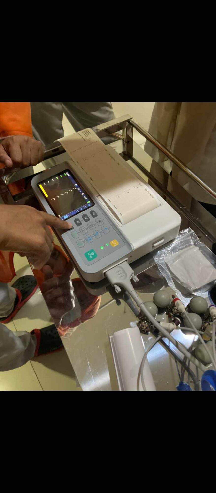 Ekg / ecg mindray R3 beneheart | Lazada Indonesia