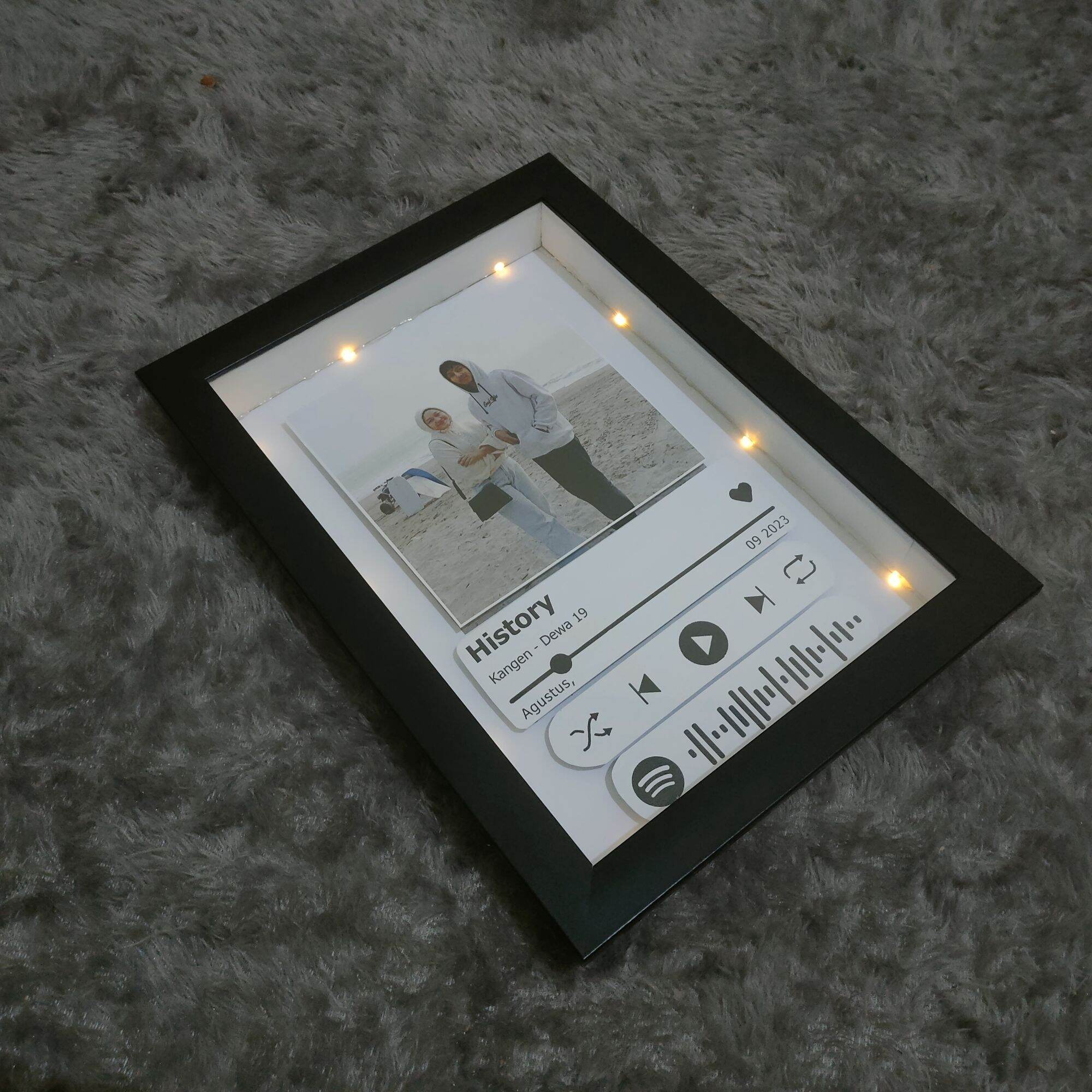 Kado Wisuda Gift Foto Spotify Custom Bingkai Foto 5R | Lazada Indonesia