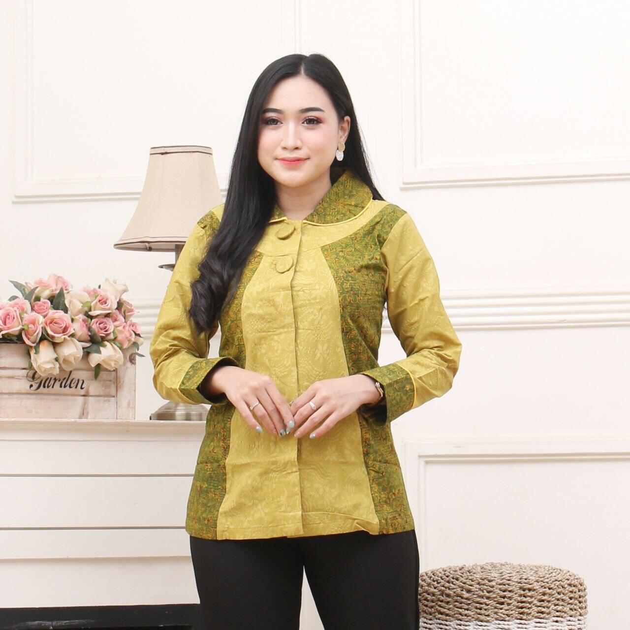 Baju batik kerja wanita modern.Batik kerja kantor wanita.blouse batik ...