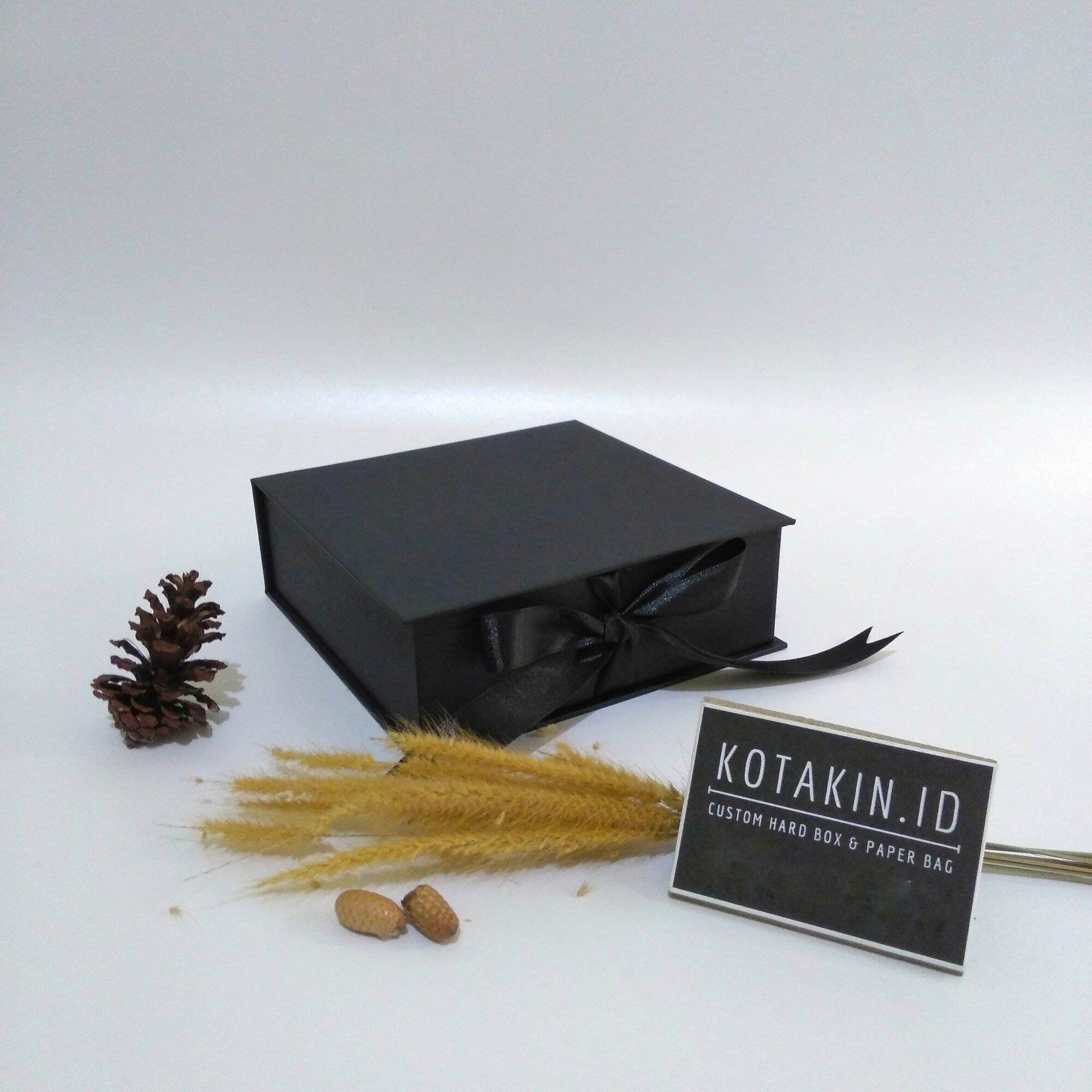 Hard Box 20 x 20 cm Kotak Kado Gift Box Hampers | Lazada Indonesia